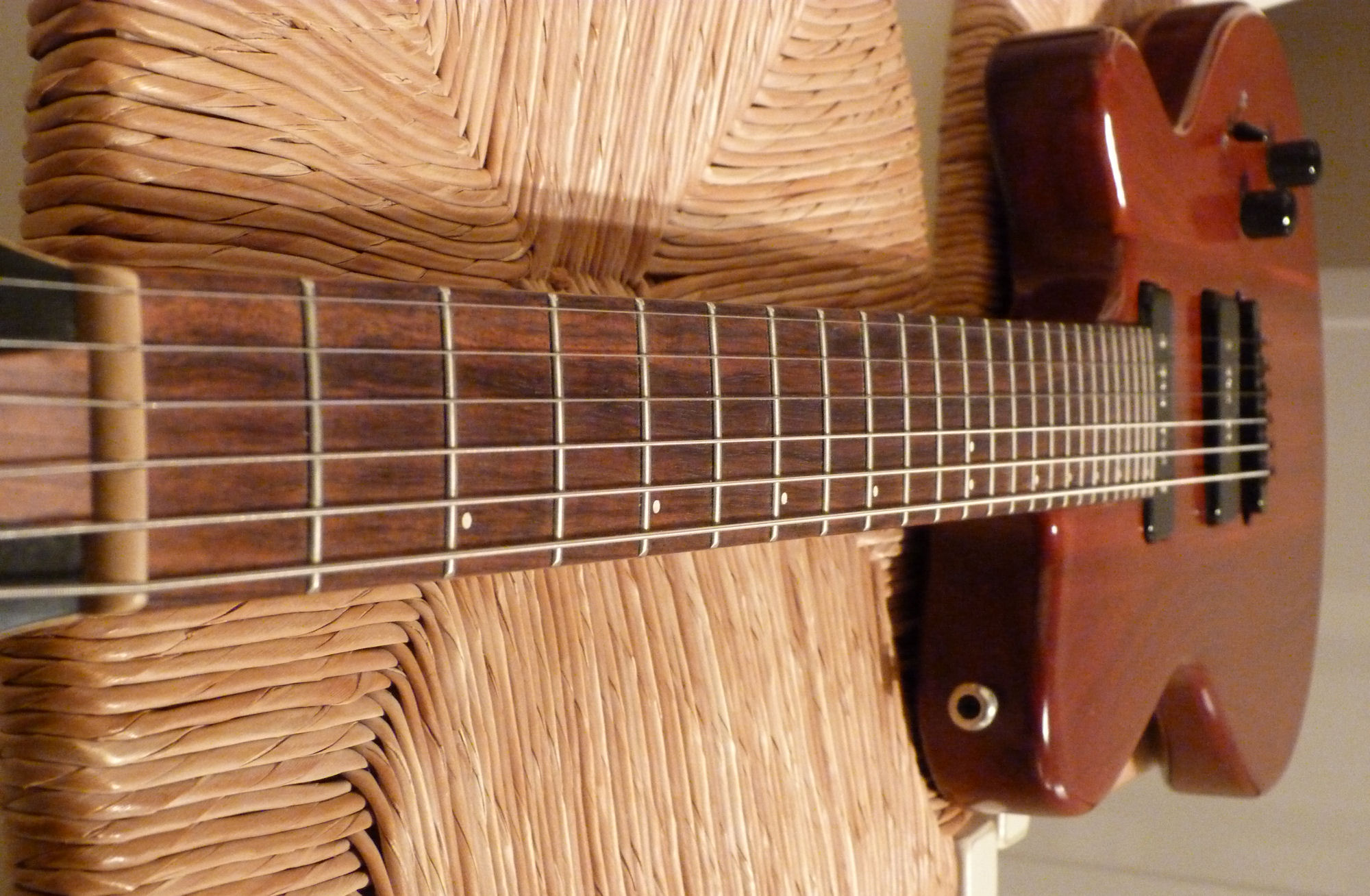 LG SP90 - Godin LG SP90 - Audiofanzine