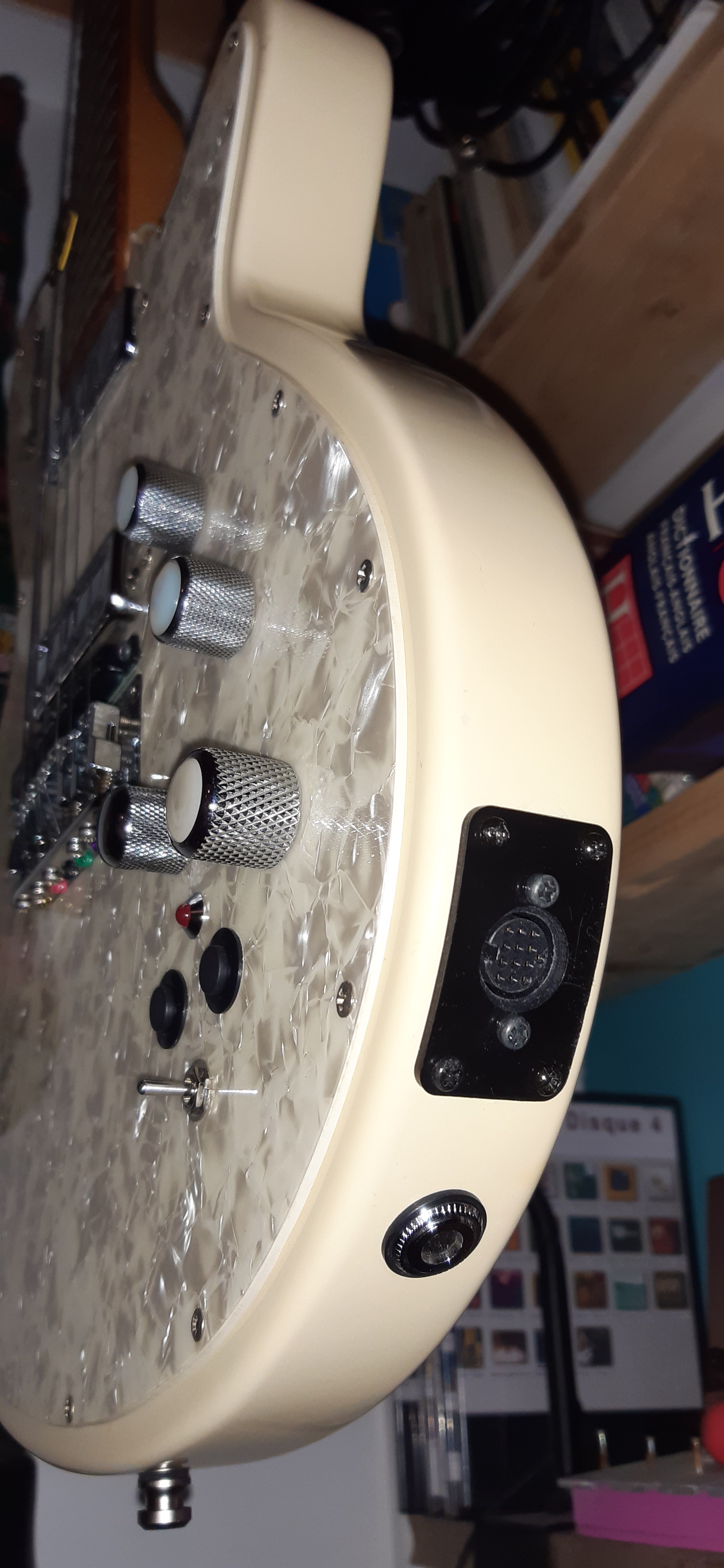 Radiator - Godin Radiator - Audiofanzine