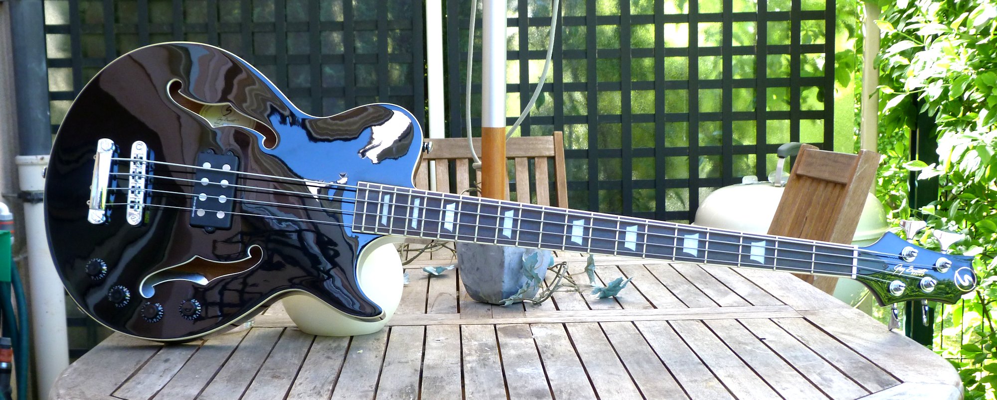 Royale Bass RLB 4 cordes Greg Bennett - Audiofanzine