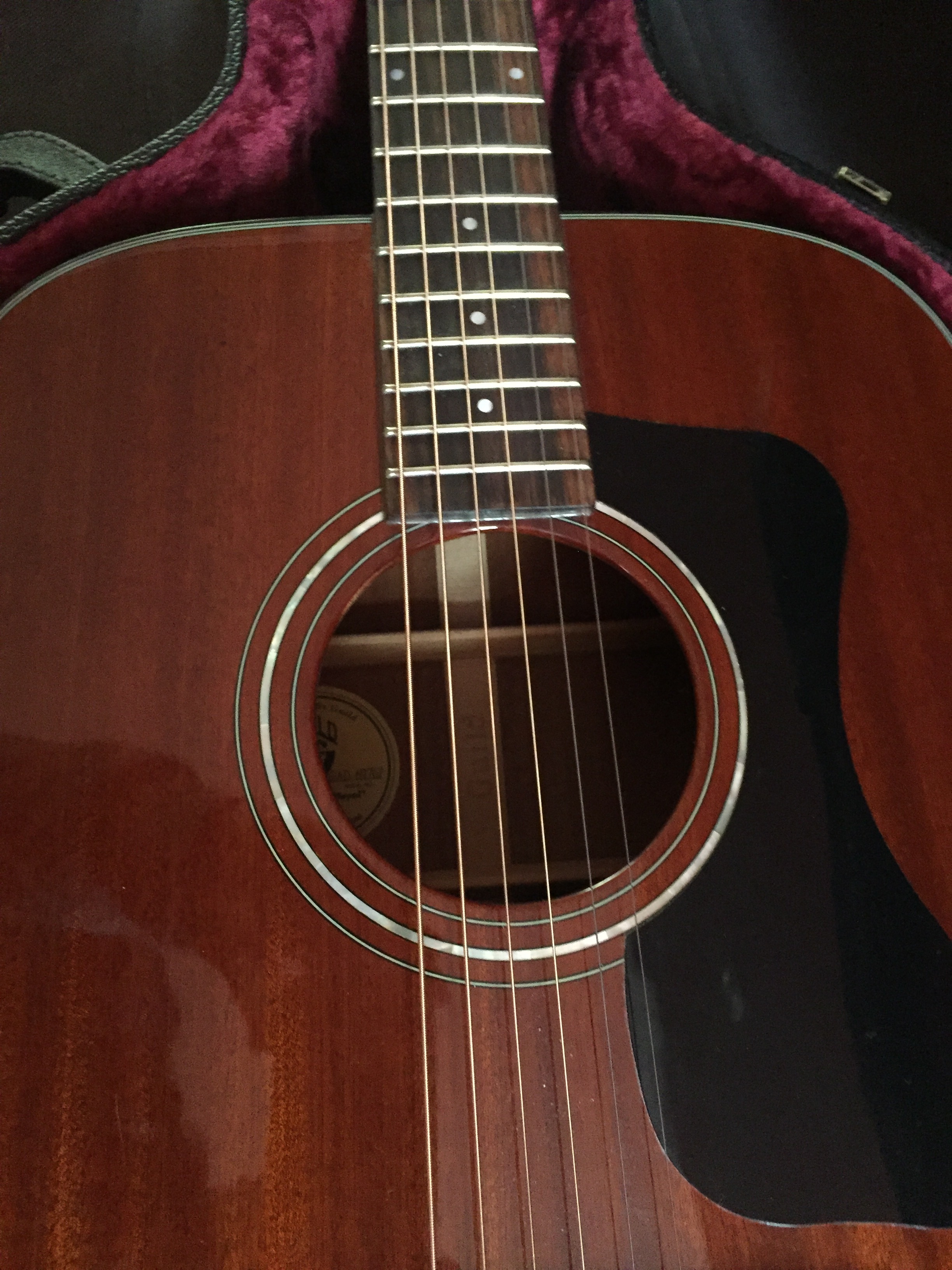 D-125 - Guild D-125 - Audiofanzine