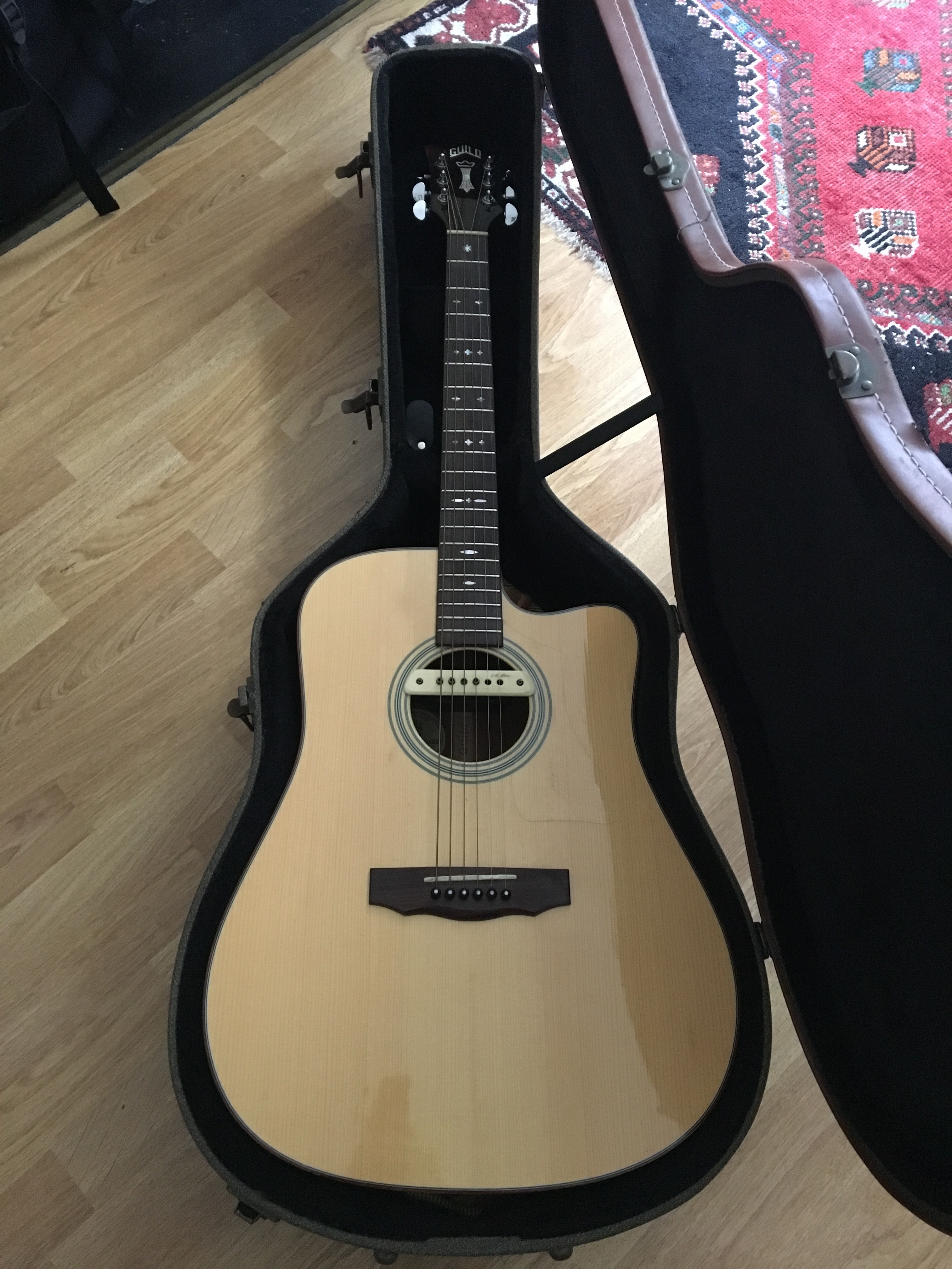 GAD-40C - Guild GAD-40C - Audiofanzine