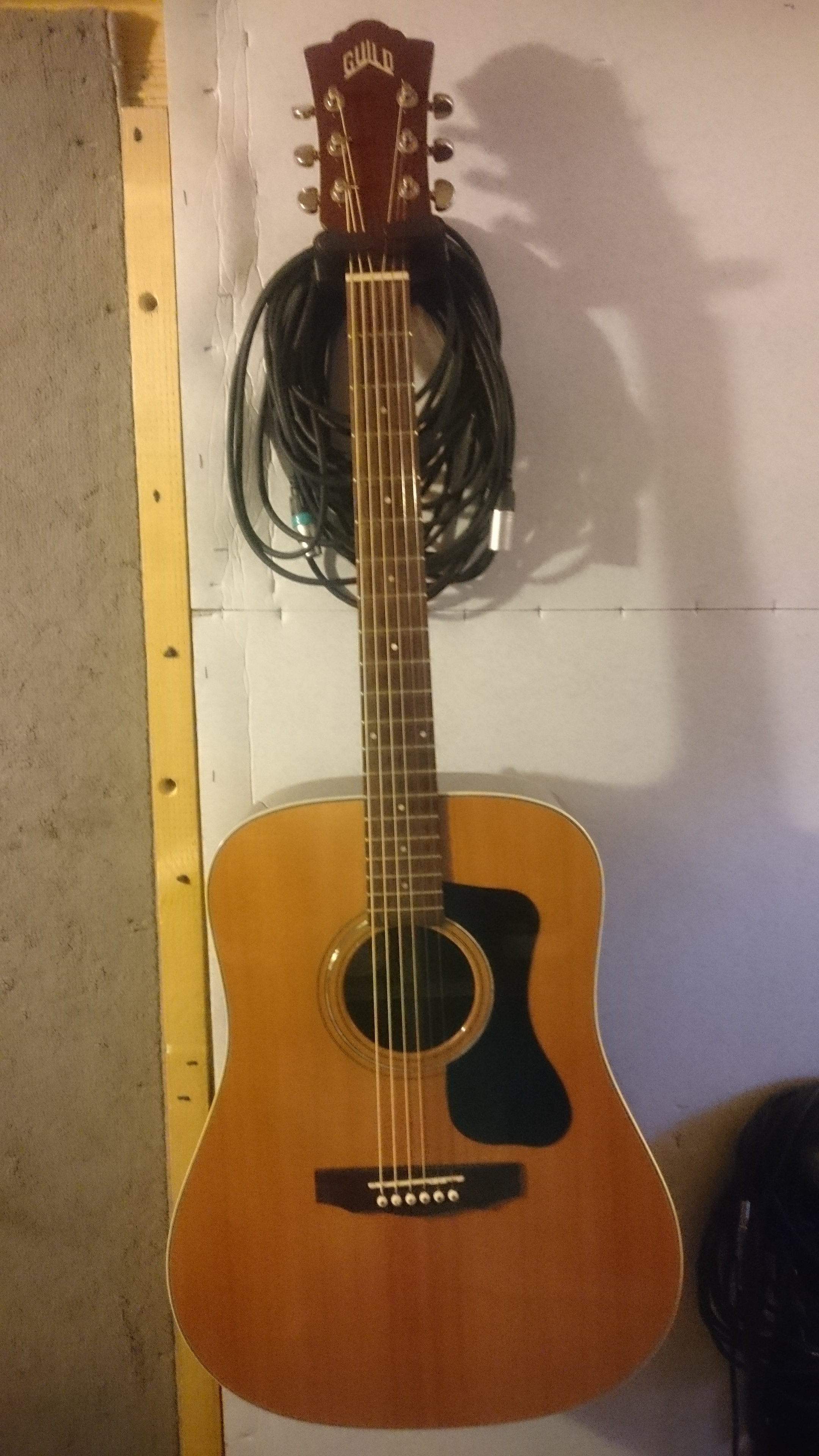 GAD-50E - Guild GAD-50E - Audiofanzine