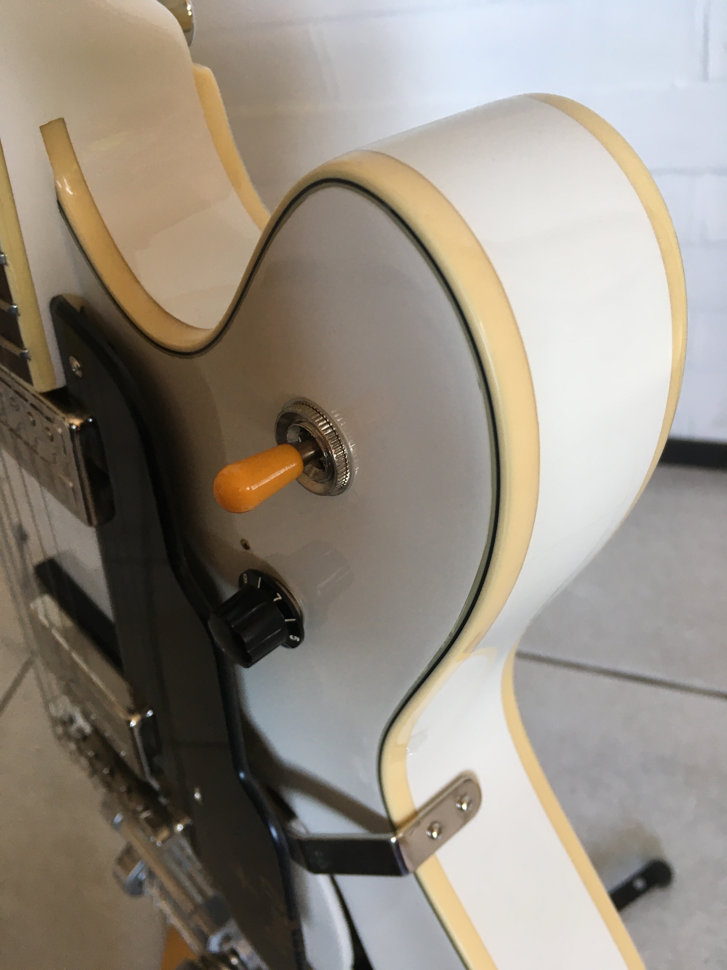 Starfire V - Guild Starfire V - Audiofanzine