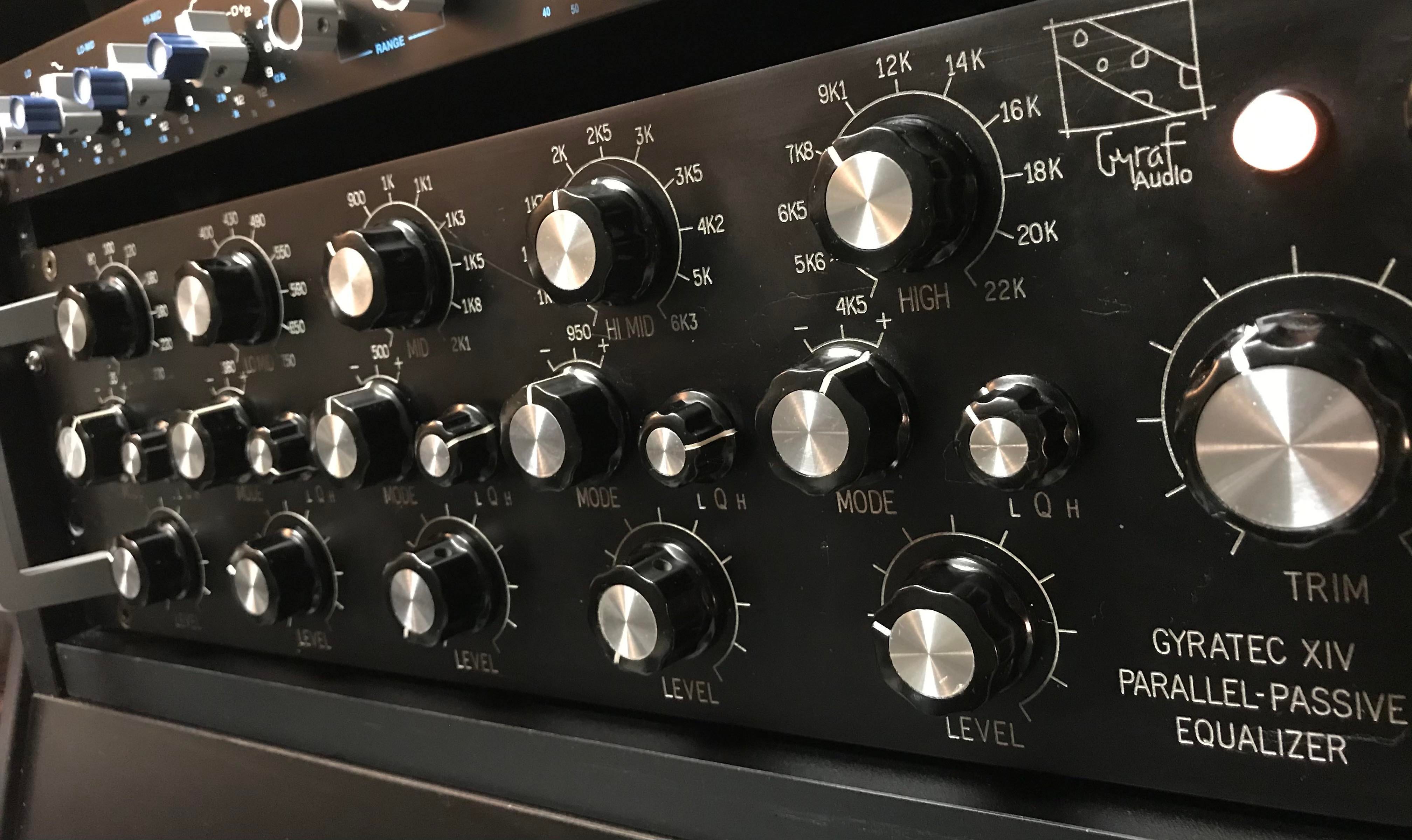 Gyratec XIV - Parallel-Passive Stereo Tube Equalizer - Audiofanzine
