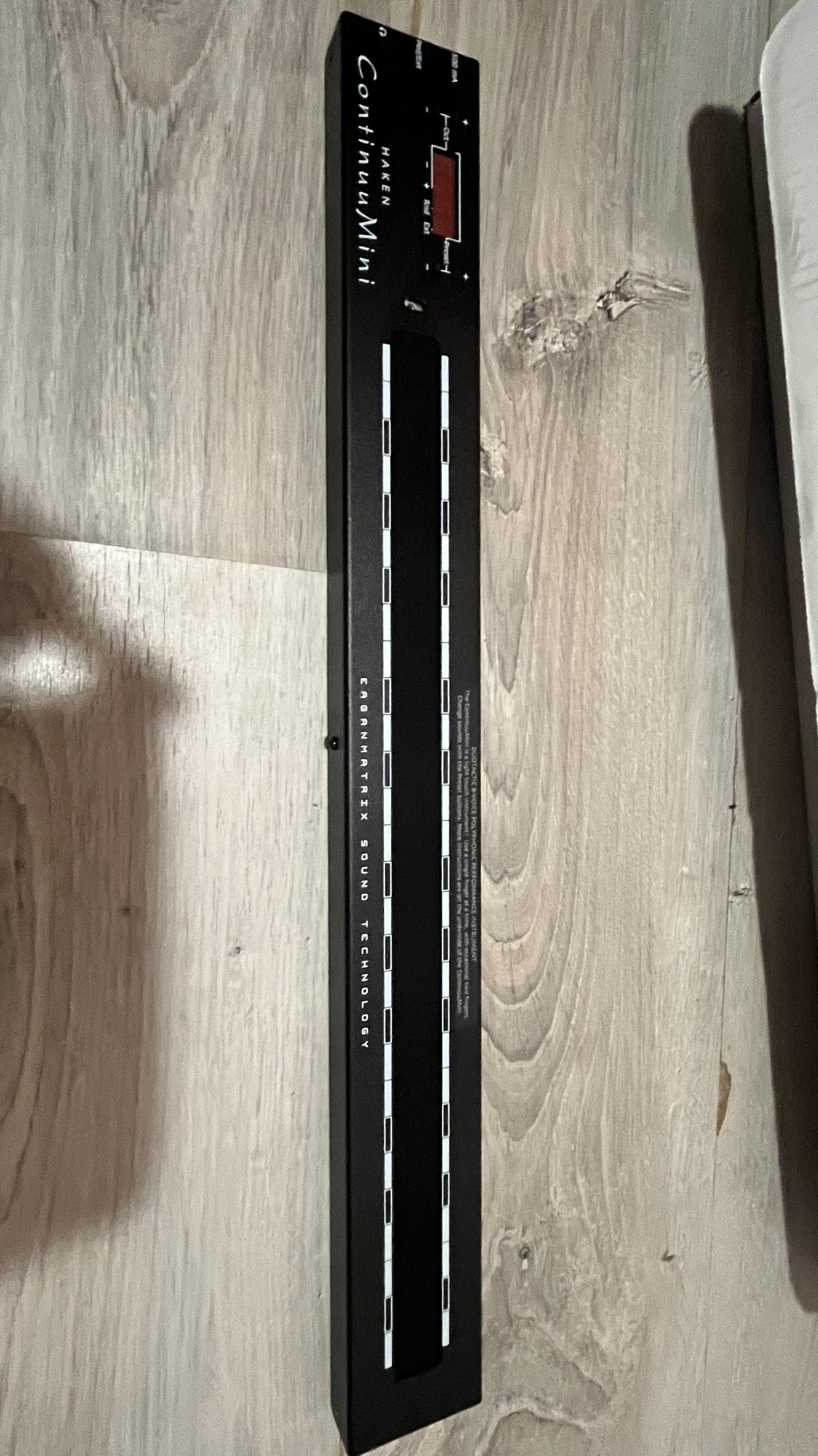 ContinuuMini - Haken Audio ContinuuMini - Audiofanzine