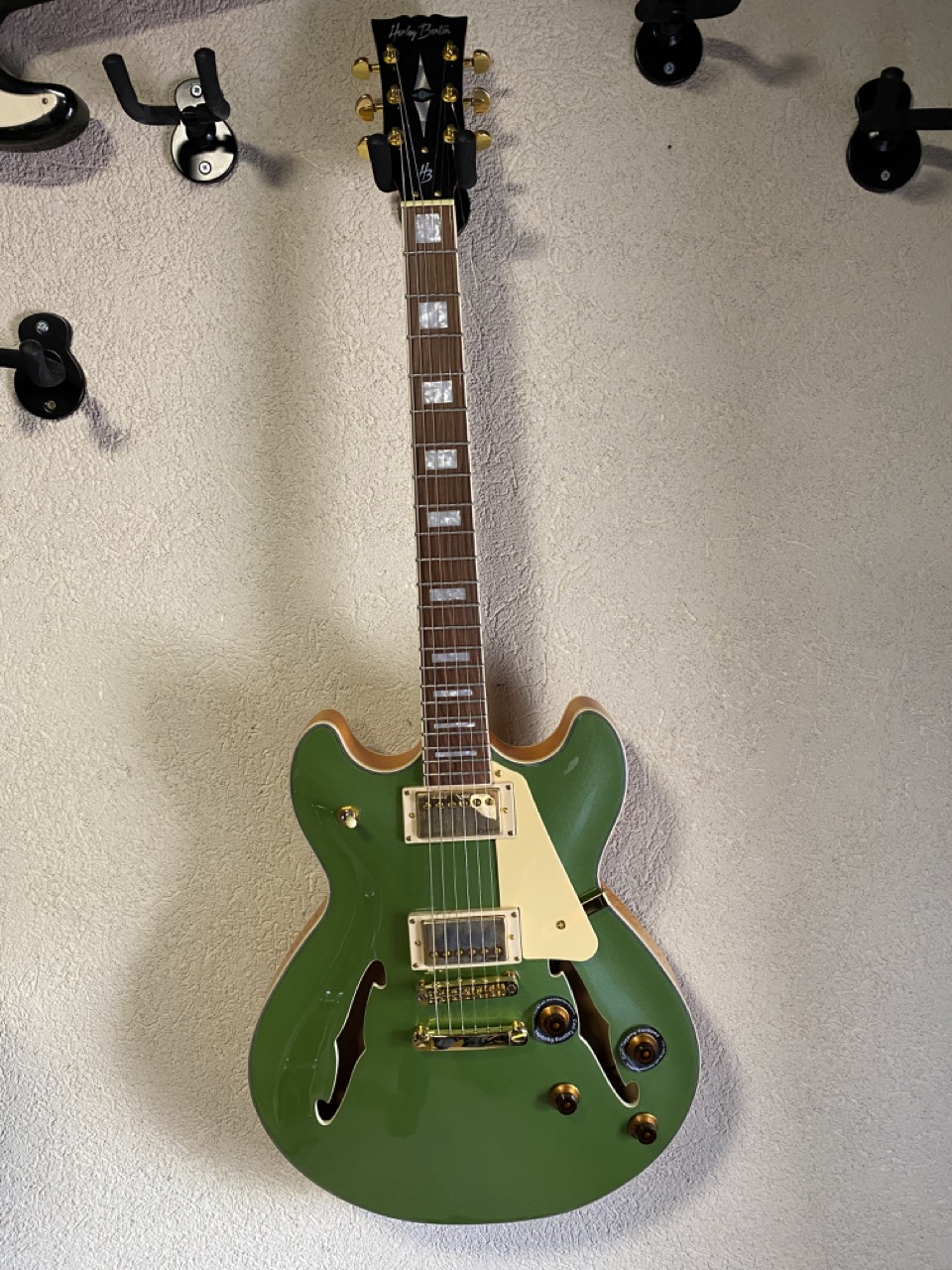 HB-35 Plus - Harley Benton HB-35 Plus - Audiofanzine