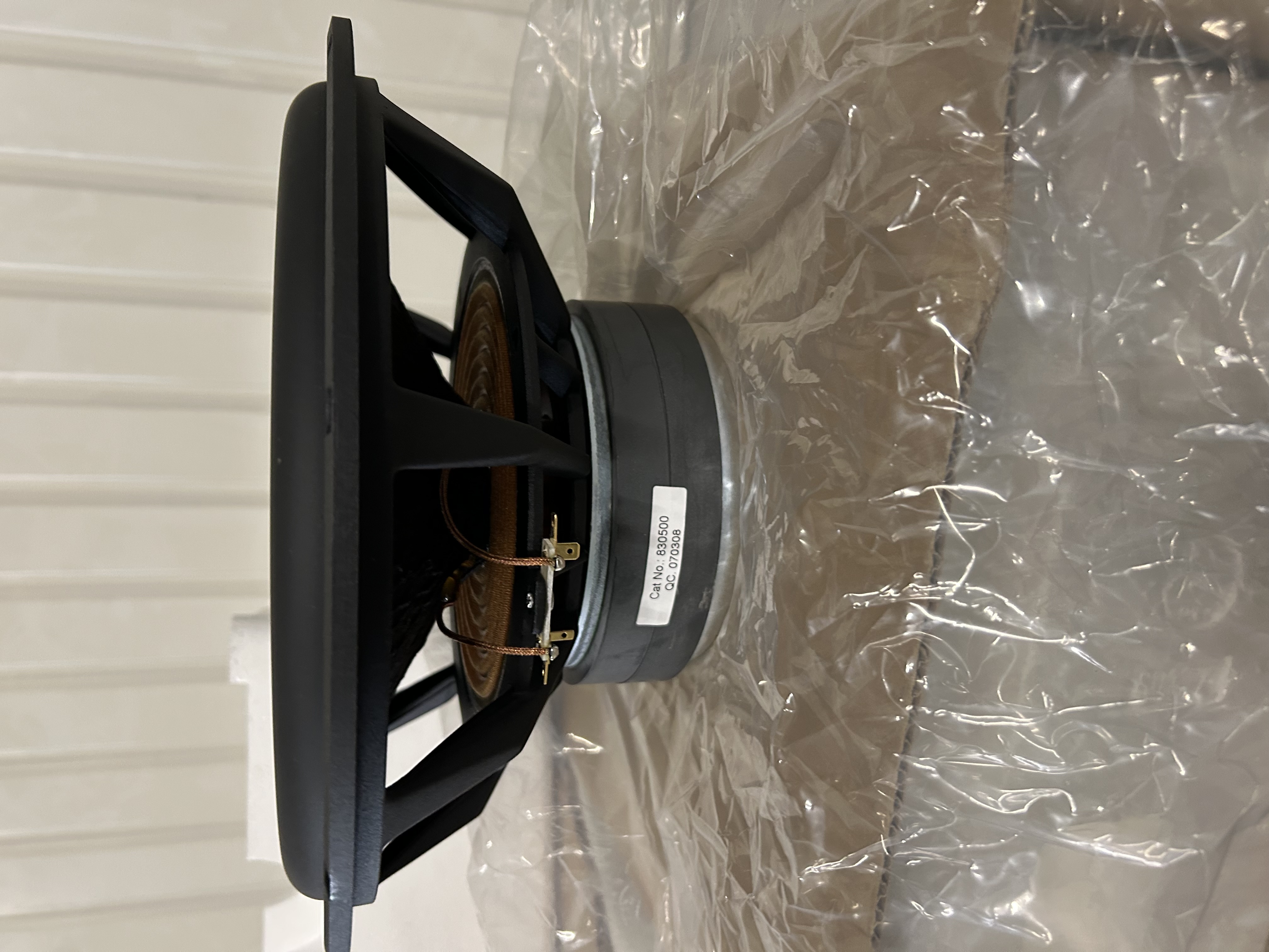 Vends 2 woofers Tymphany P 830500 (Rhône-Alpes) - Audiofanzine