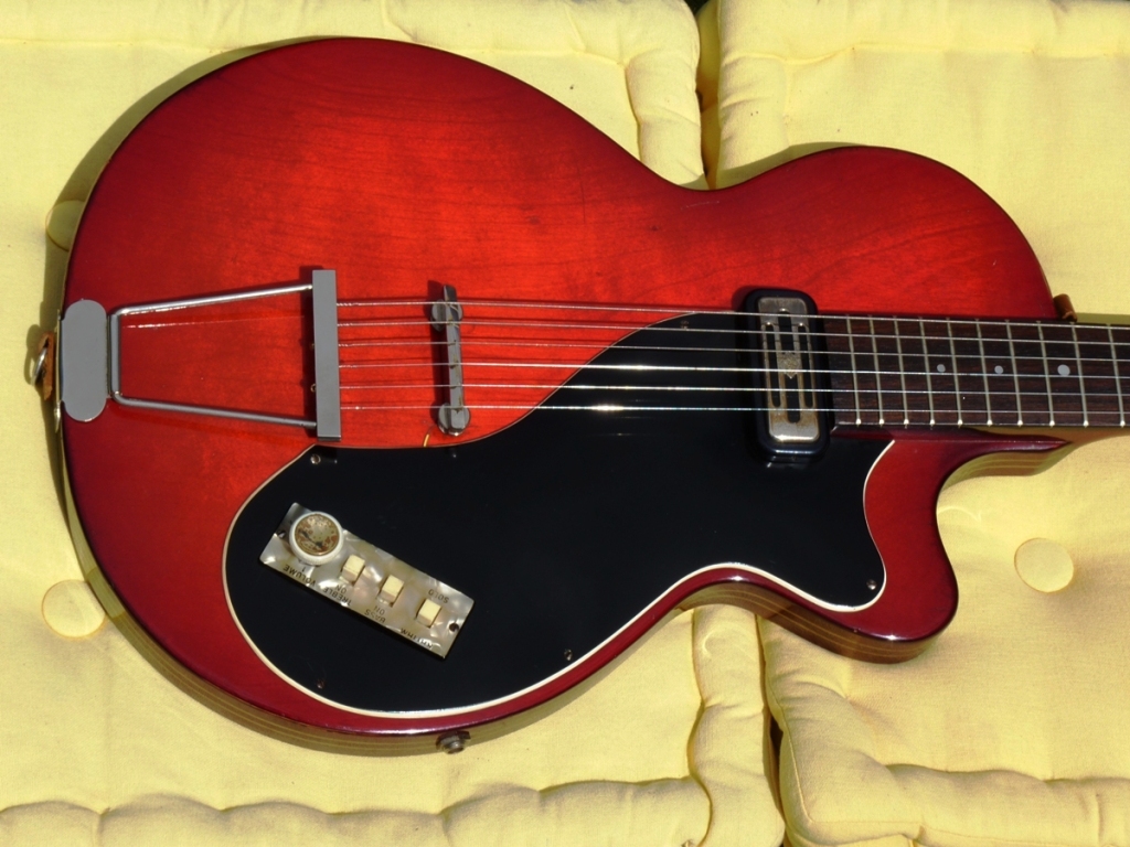 Hofner Guitars Colorama 1960-1961 image (#741609) - Audiofanzine