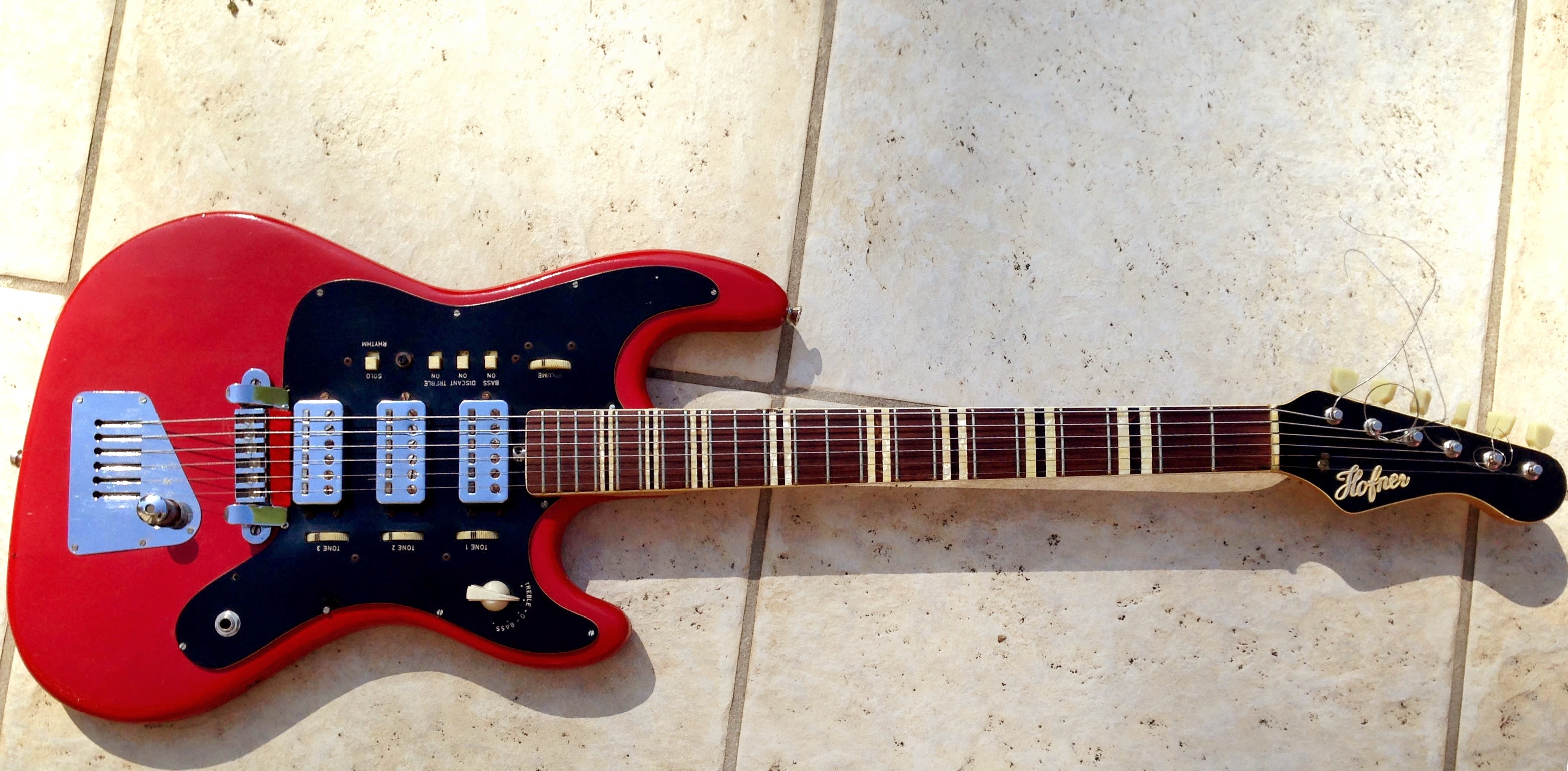 GALAXIE 176 - Hofner Guitars Galaxie 176 - Audiofanzine