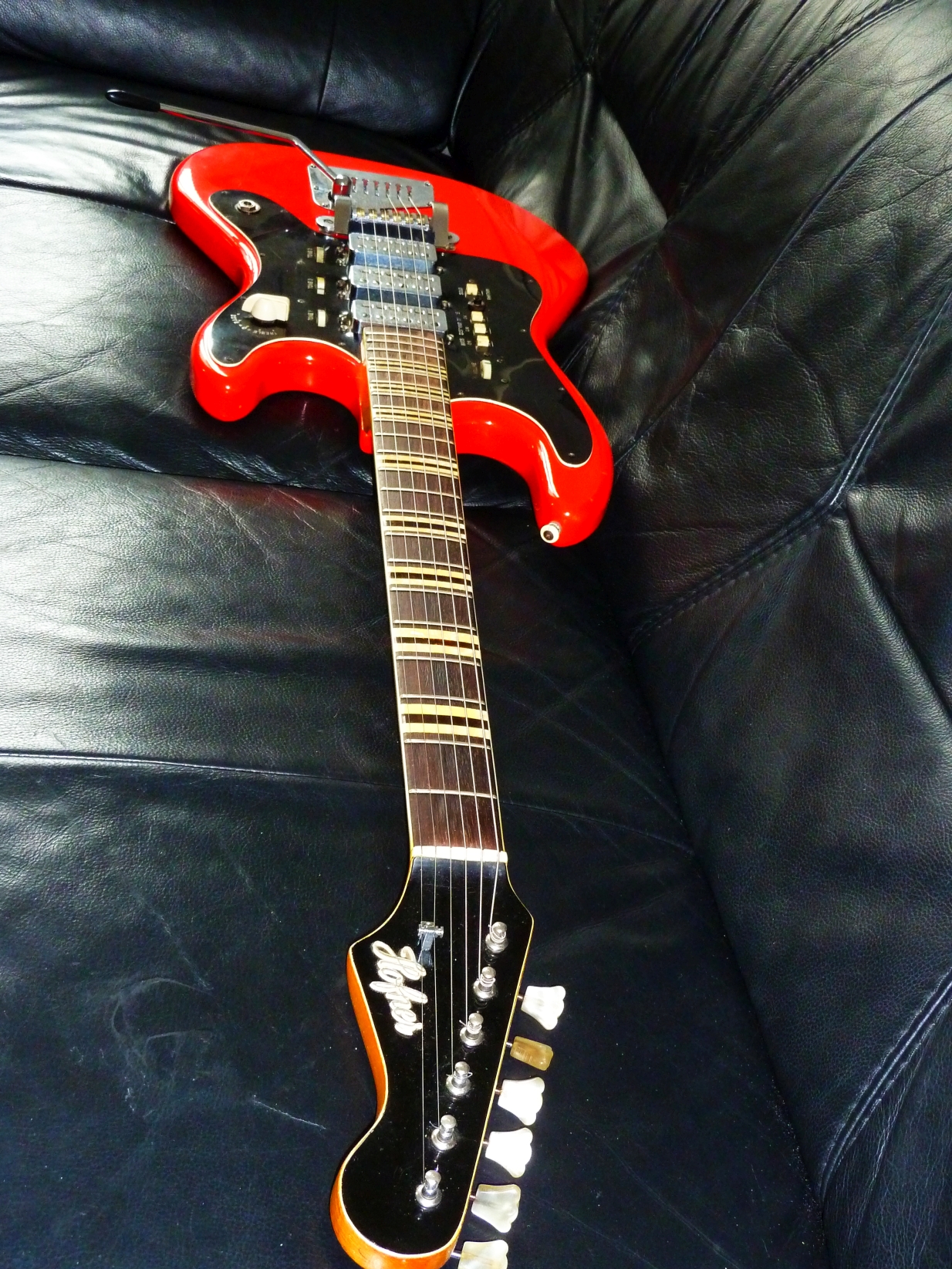 GALAXIE 176 - Hofner Guitars Galaxie 176 - Audiofanzine