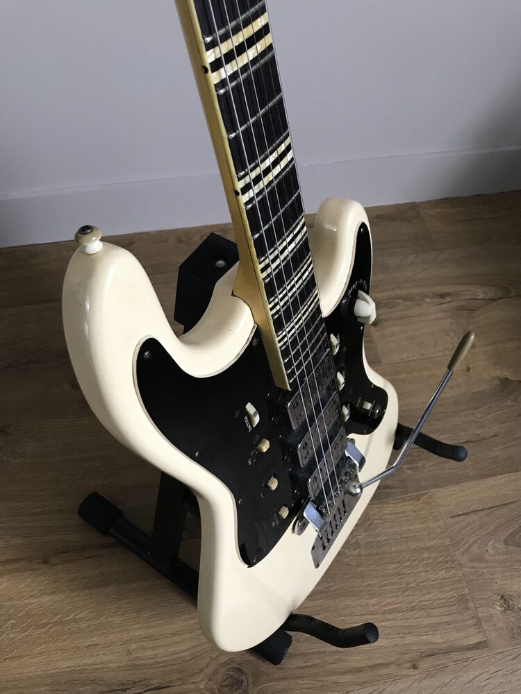 Galaxie 176 - Hofner Guitars Galaxie 176 - Audiofanzine