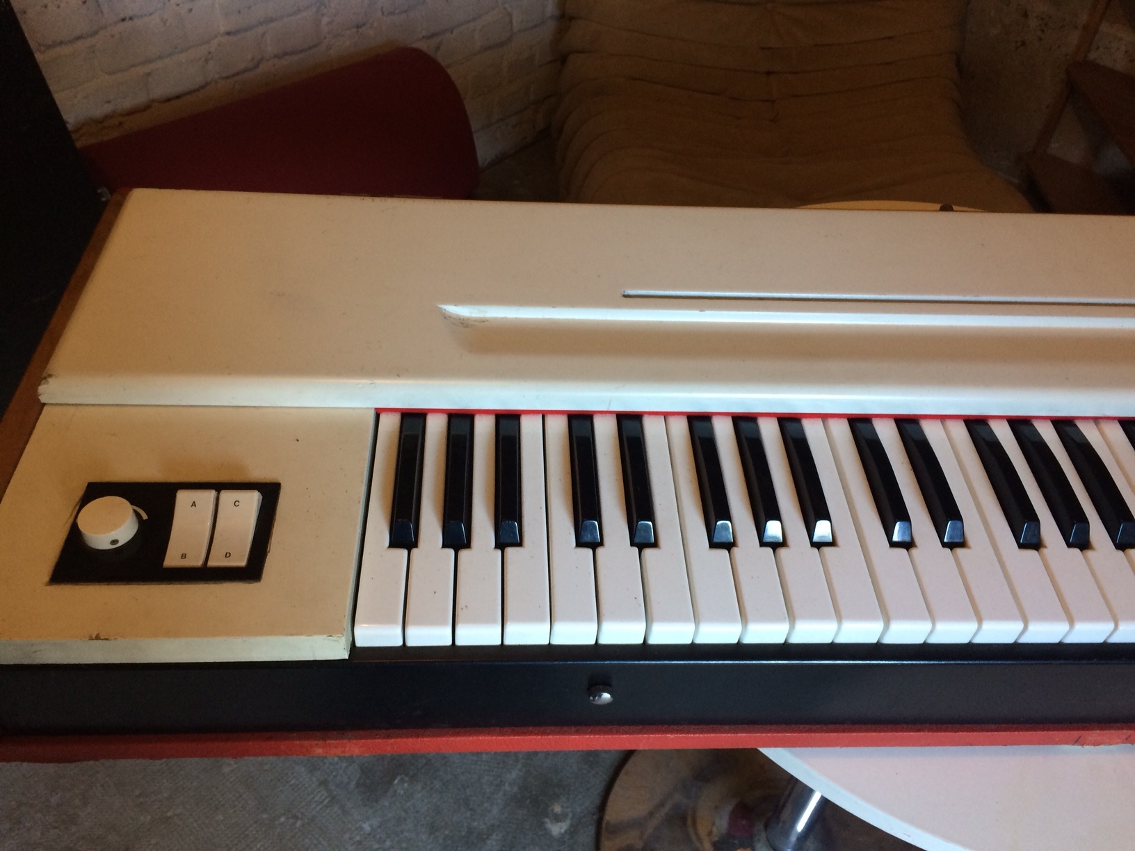 CLAVINET C - Hohner Clavinet C - Audiofanzine
