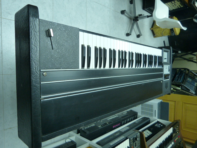 Clavinet E7 - Hohner Clavinet E7 - Audiofanzine