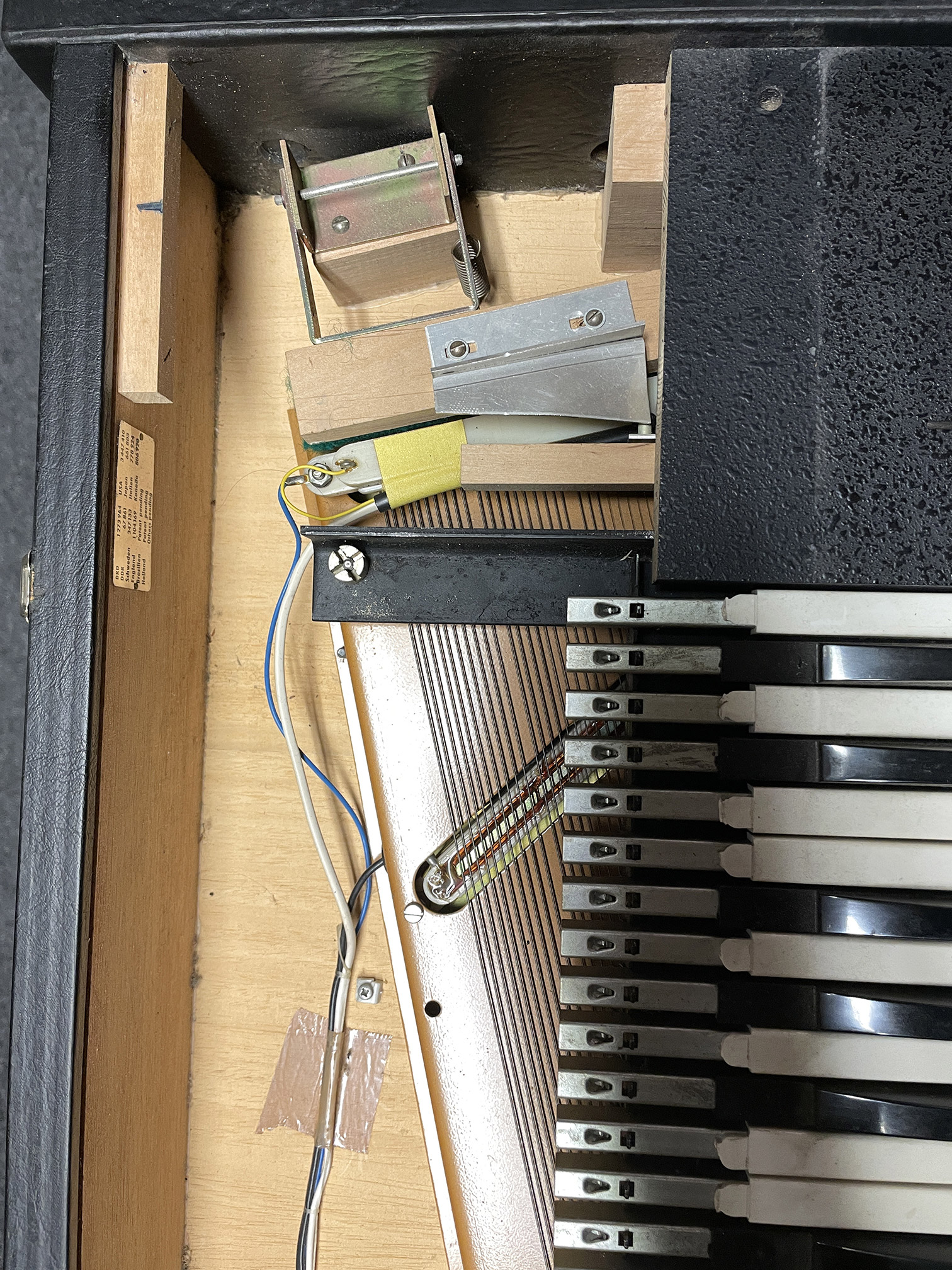 Clavinet E7 - Hohner Clavinet E7 - Audiofanzine