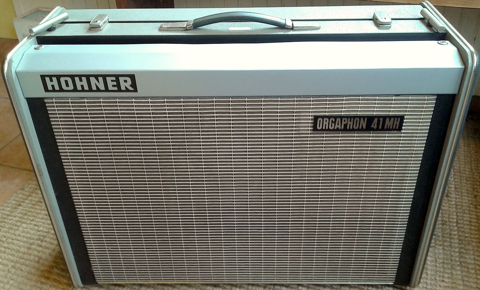 Orgaphon 41 MH - Hohner Orgaphon 41 MH - Audiofanzine