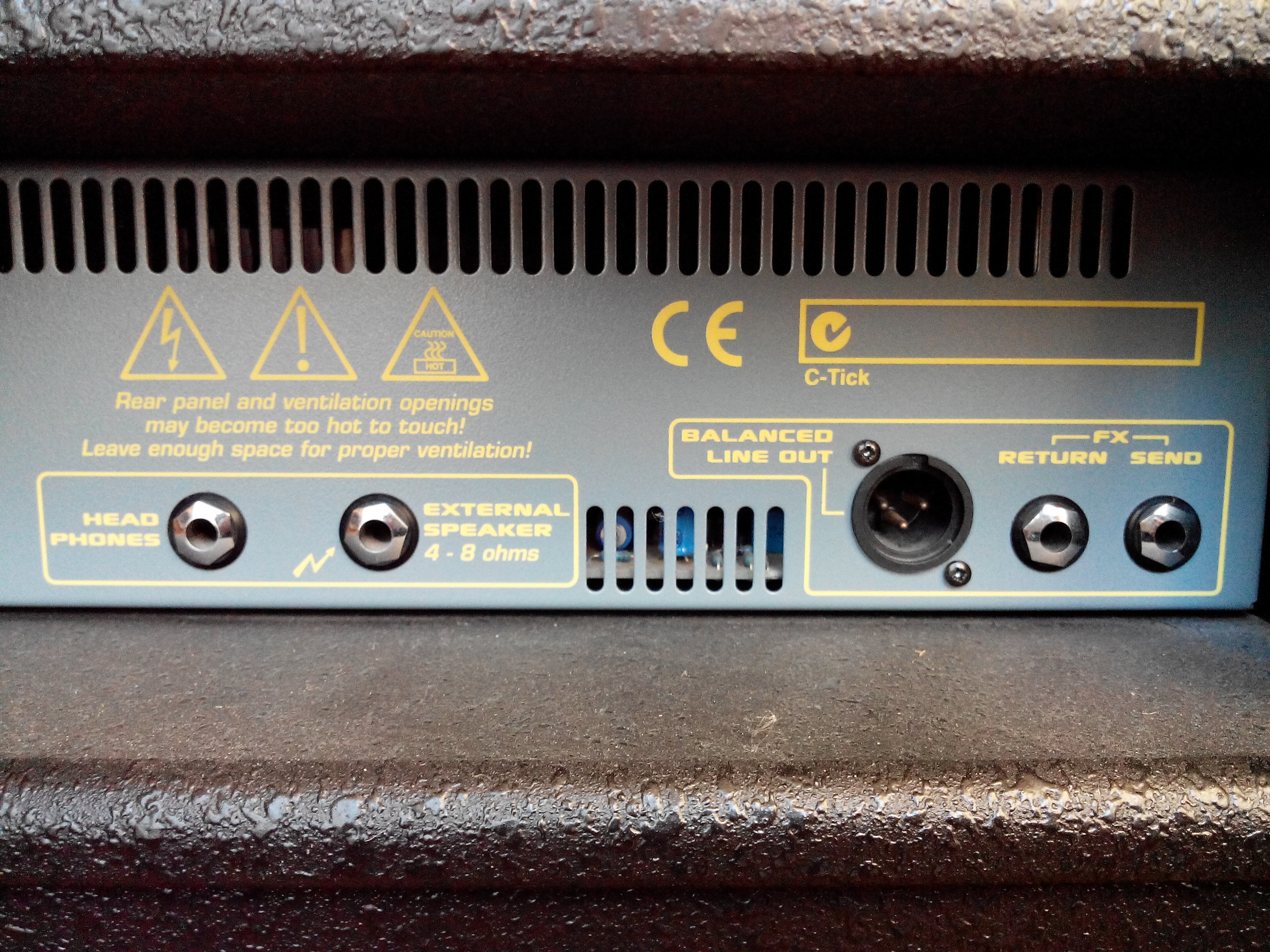 BK 200 - Hughes & Kettner BK 200 - Audiofanzine