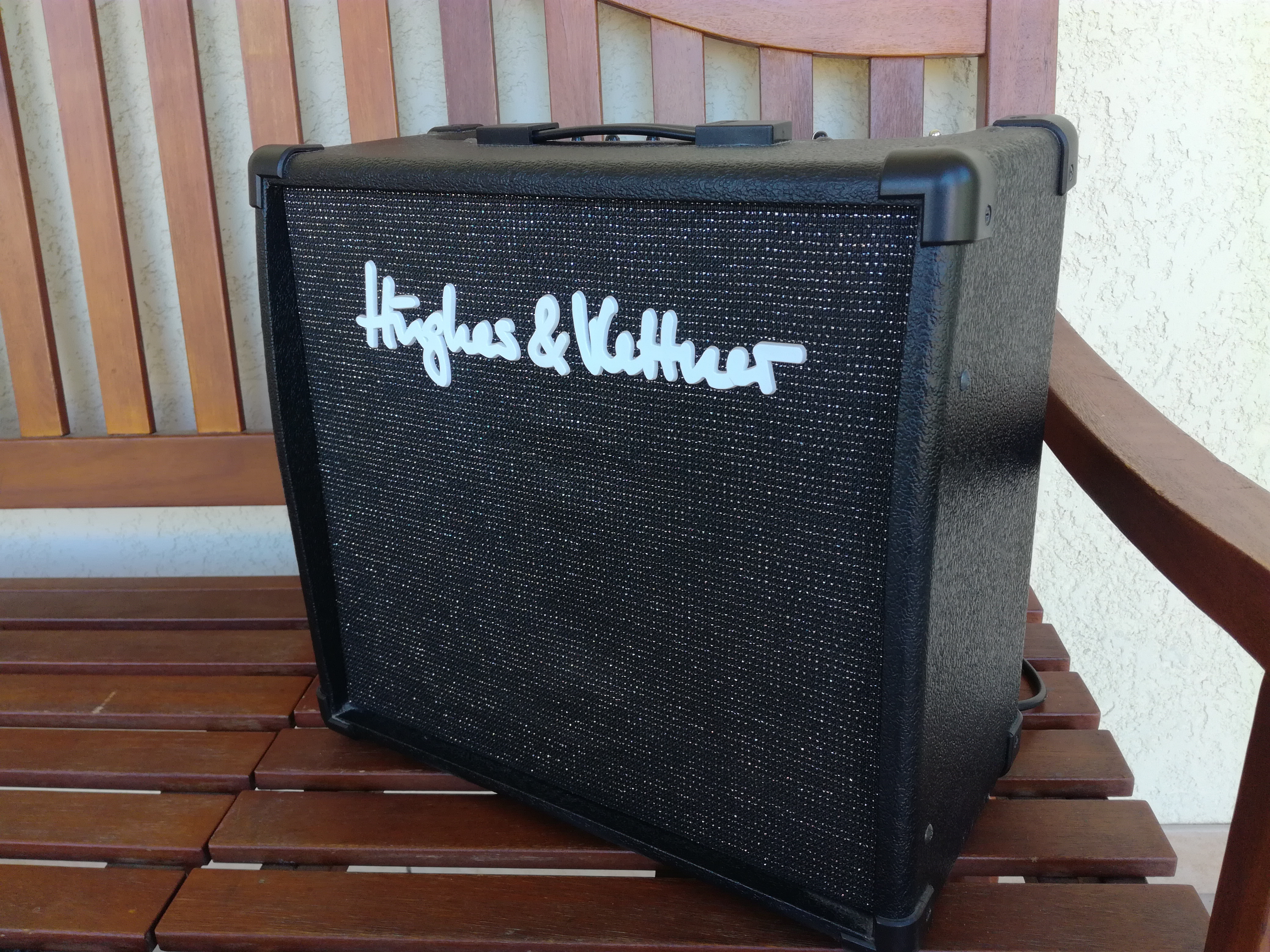 Edition Blue 15 - Hughes & Kettner Edition Blue 15 - Audiofanzine