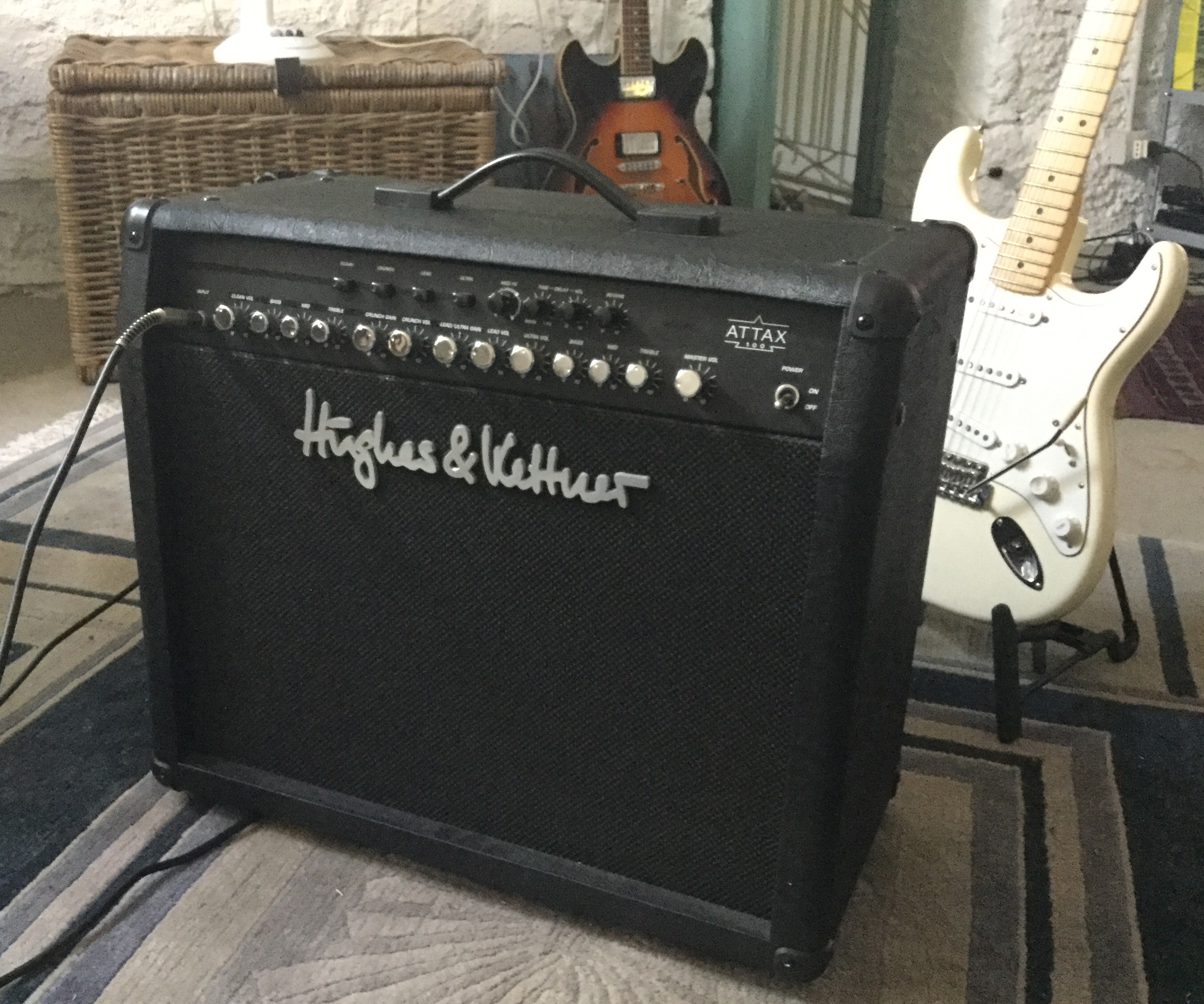 Matrix 100 Combo - Hughes & Kettner Matrix 100 Combo - Audiofanzine