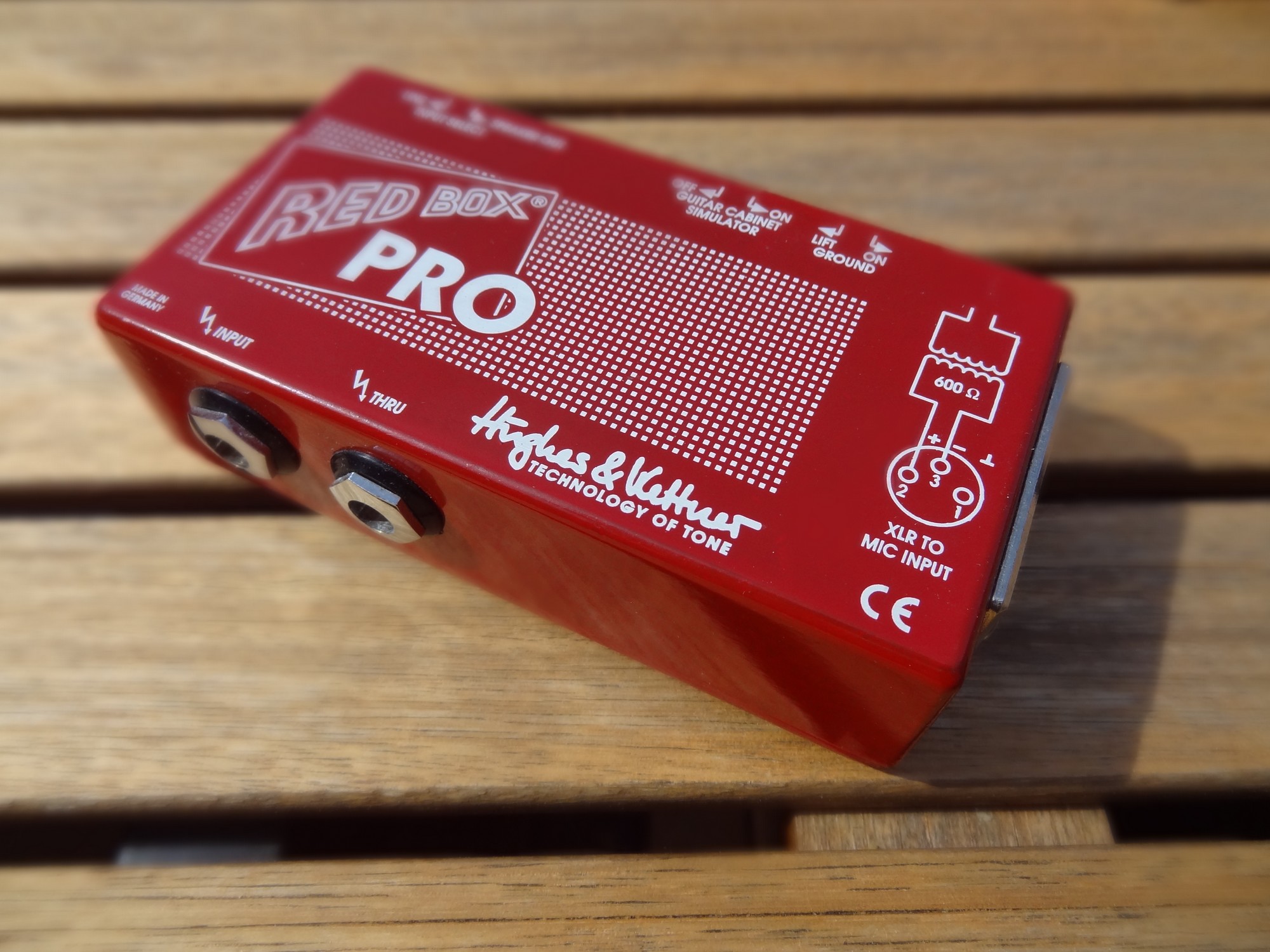 Red Box Pro - Hughes & Kettner Red Box Pro - Audiofanzine