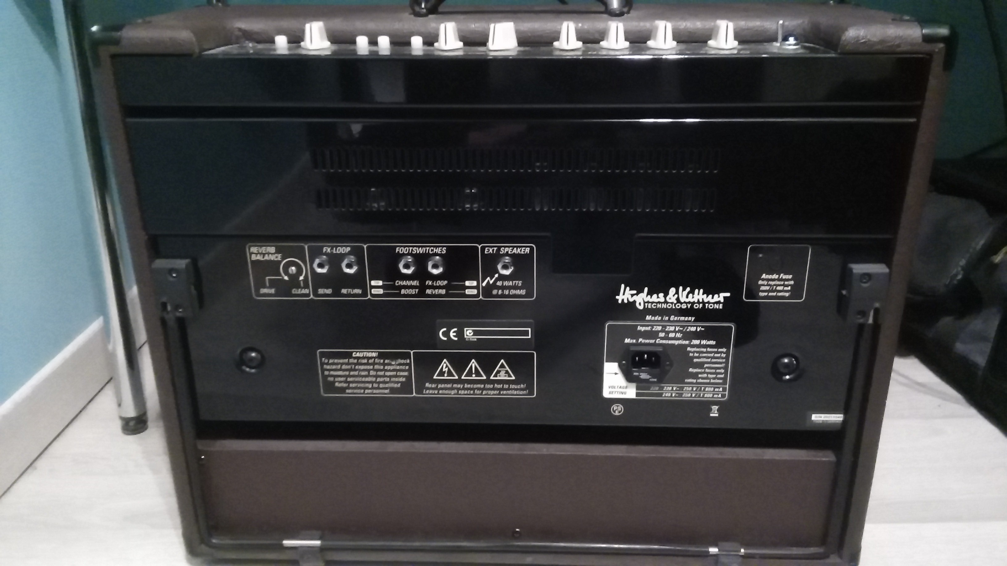 STATESMAN QUAD EL84 - Hughes & Kettner Statesman Quad EL84 - Audiofanzine