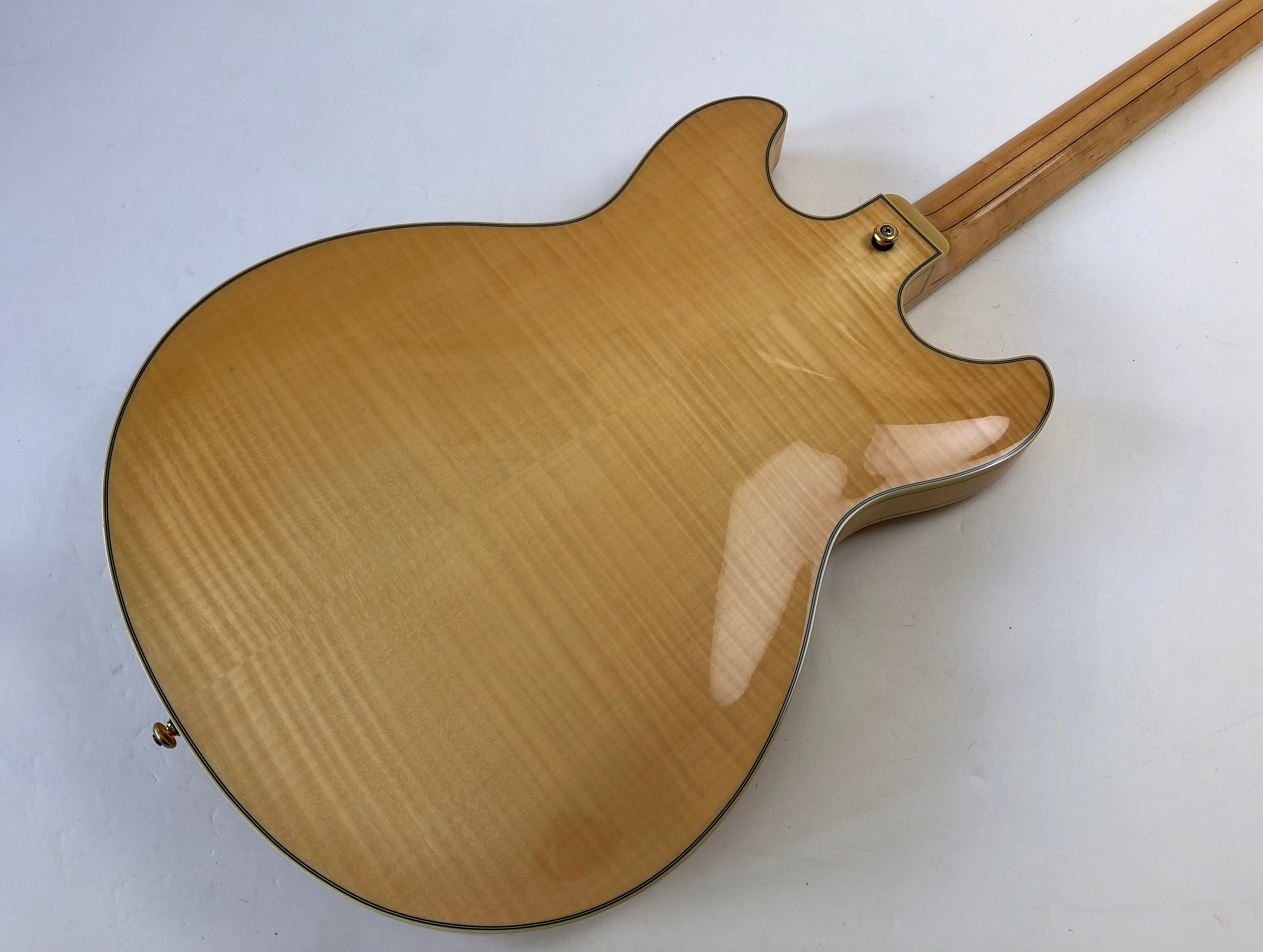 AS103 - Ibanez AS103 - Audiofanzine