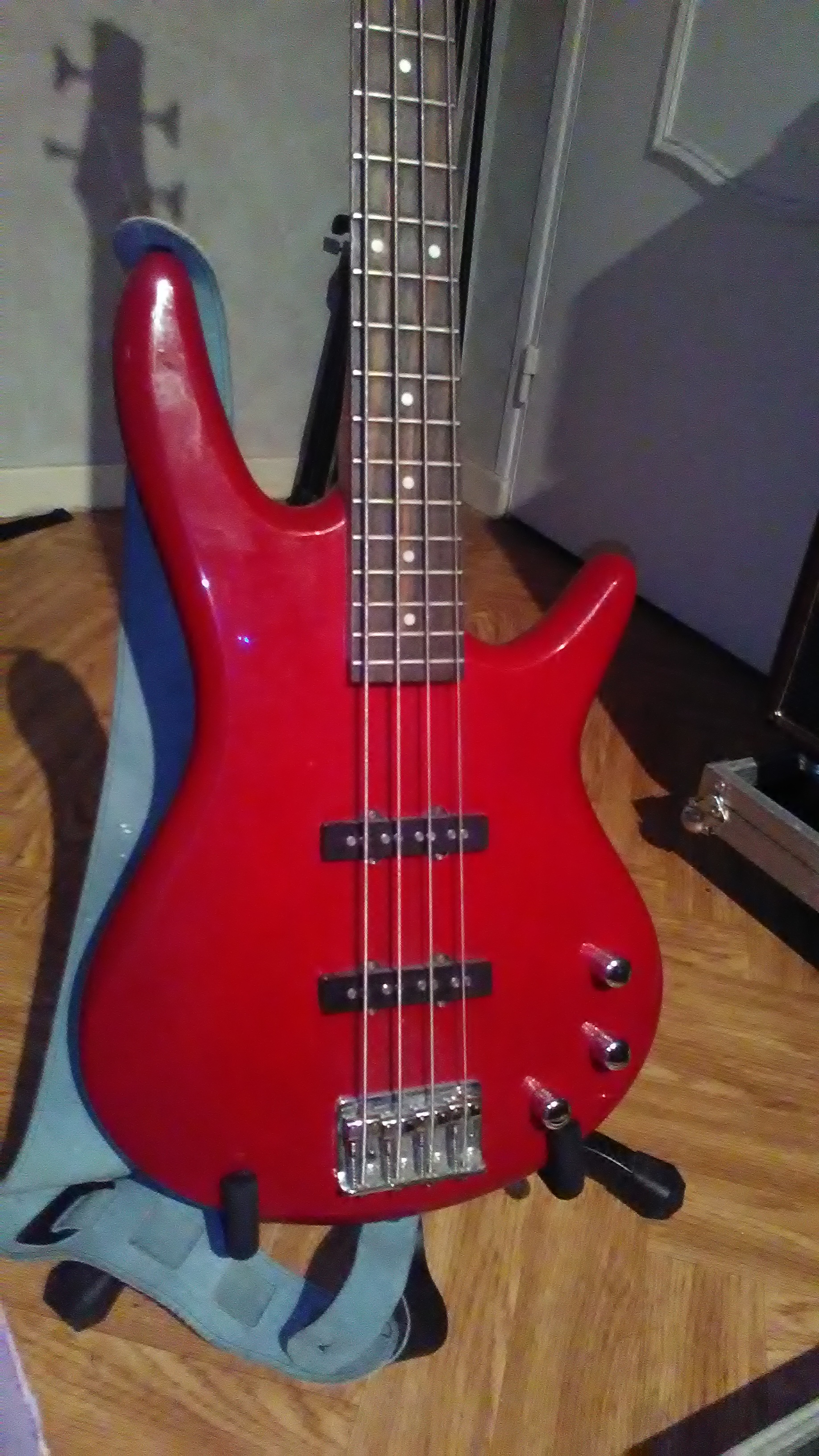 GSR180 - Ibanez GSR180 - Audiofanzine
