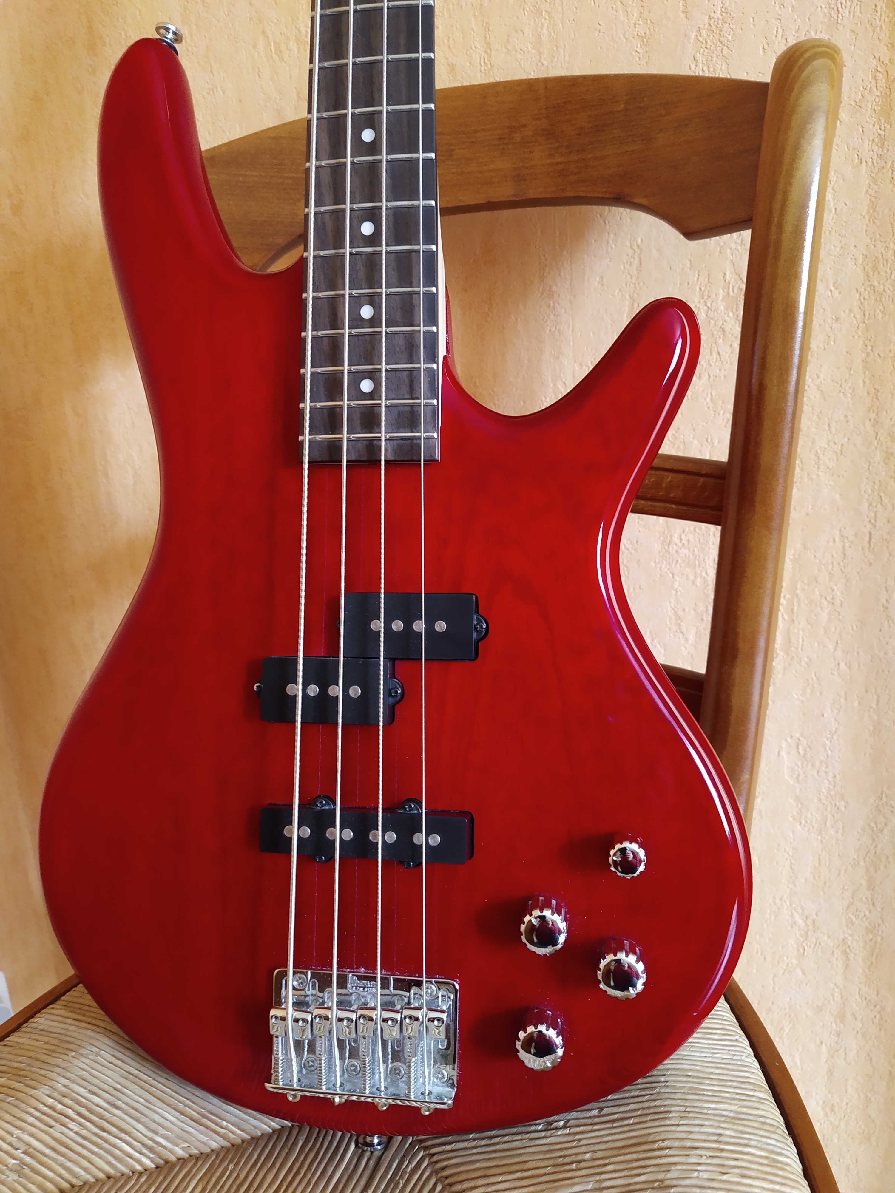 GSR200 - Ibanez GSR200 - Audiofanzine