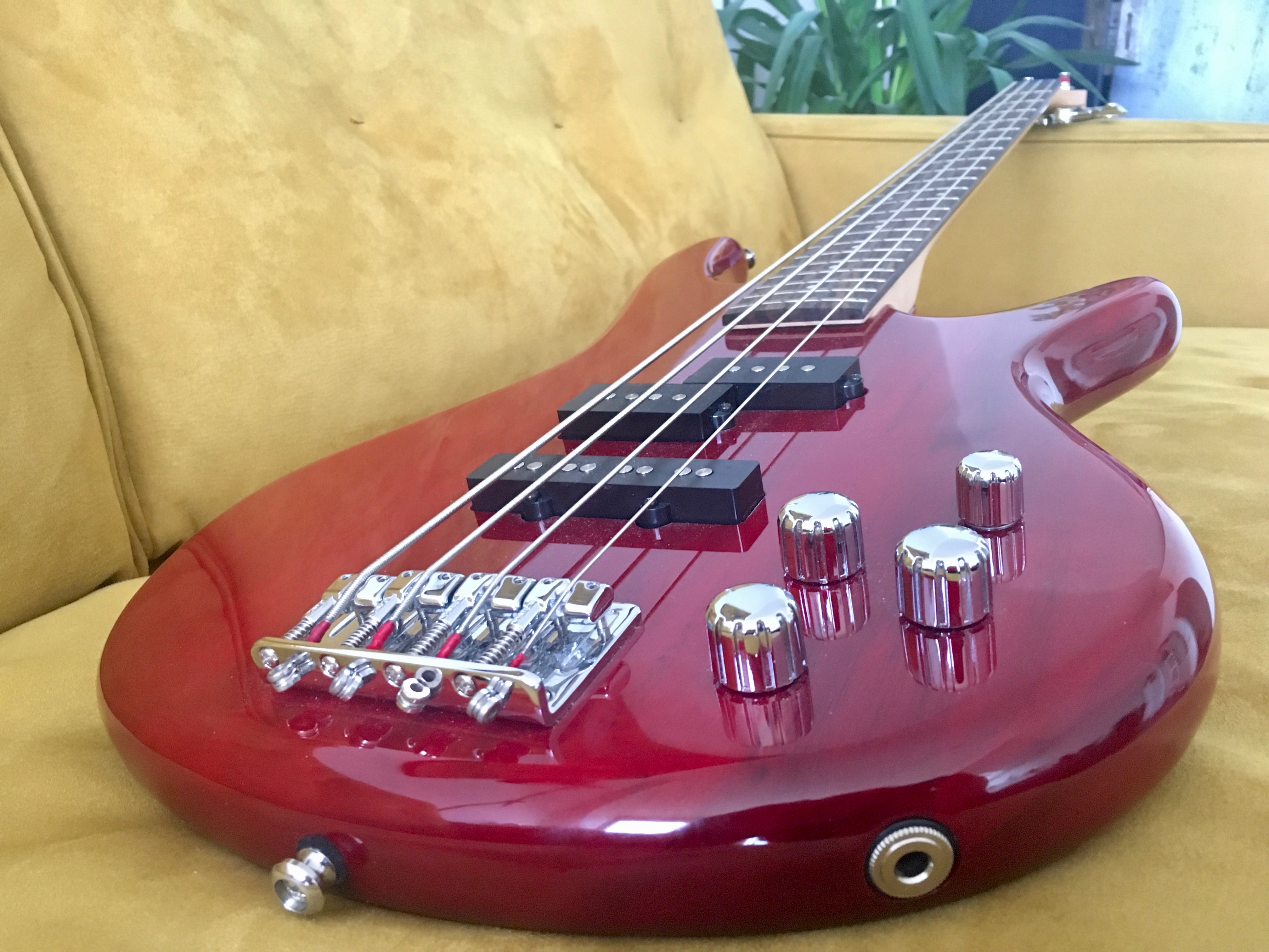 GSR200 - Ibanez GSR200 - Audiofanzine