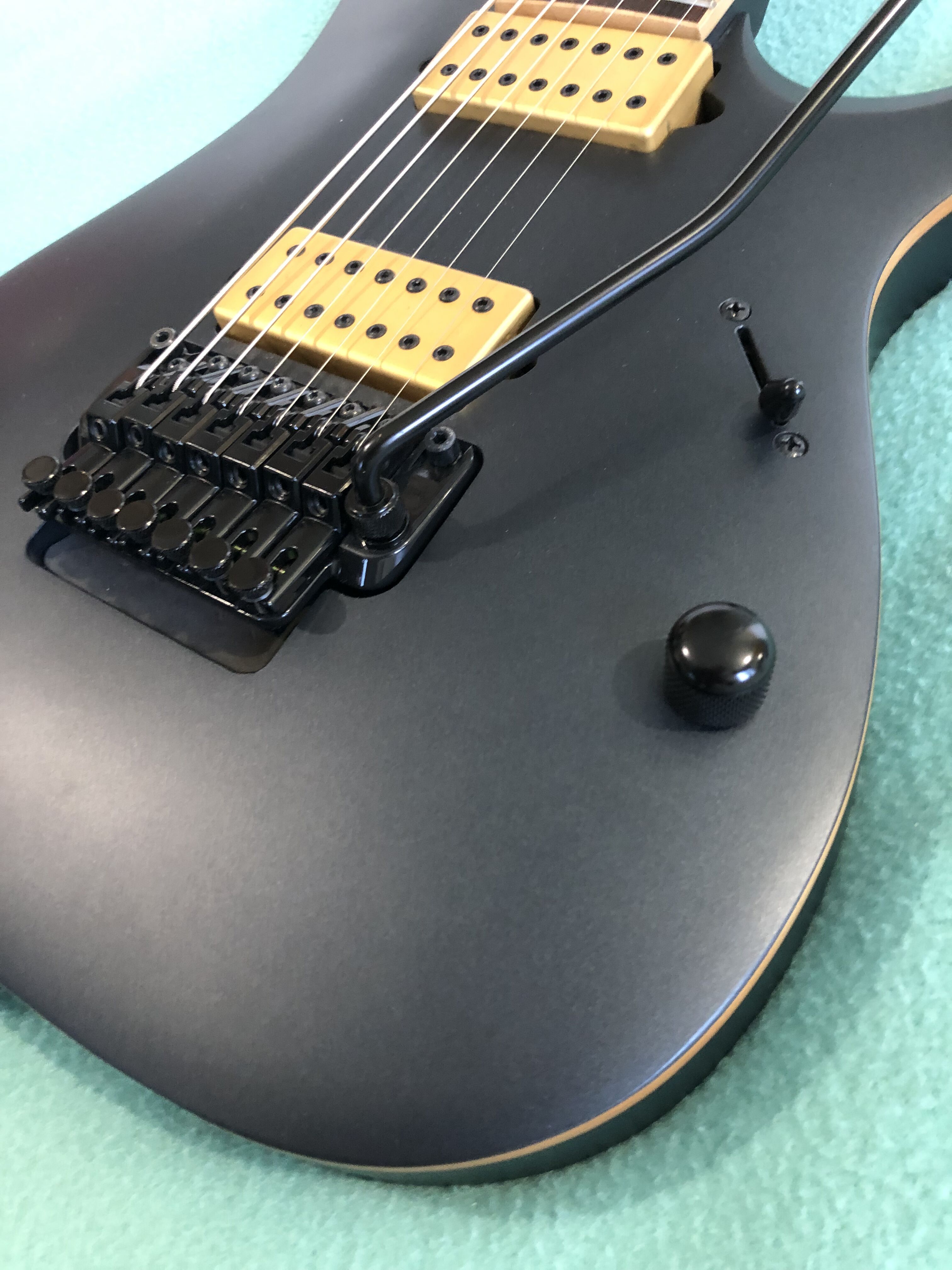 JBM27 Jake Bowen Signature - Ibanez JBM27 Jake Bowen Signature ...