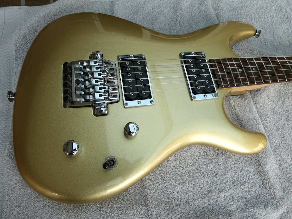 JS2000 Joe Satriani Signature Ibanez - Audiofanzine