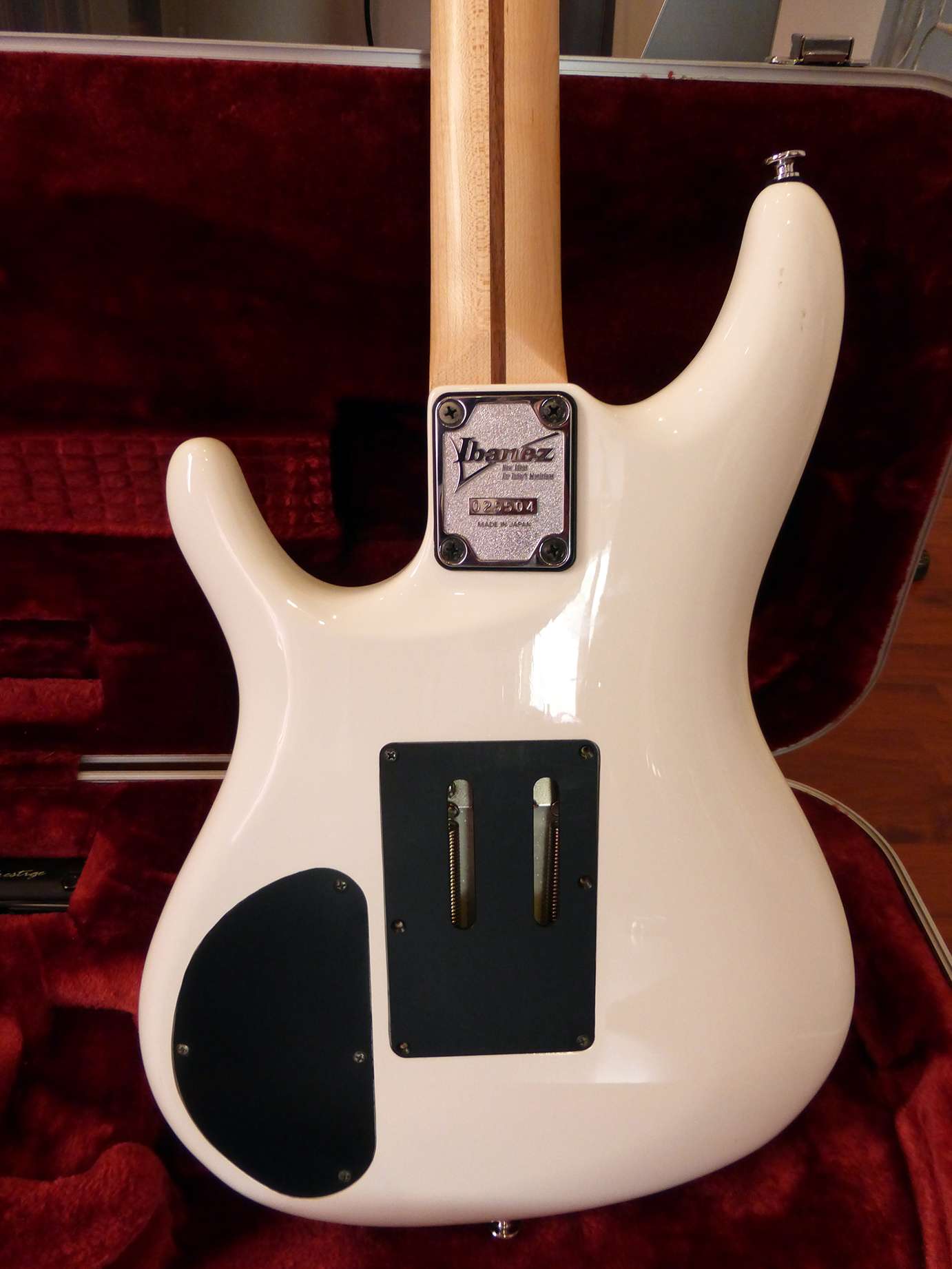Ibanez Js2400 Image 936155 Audiofanzine