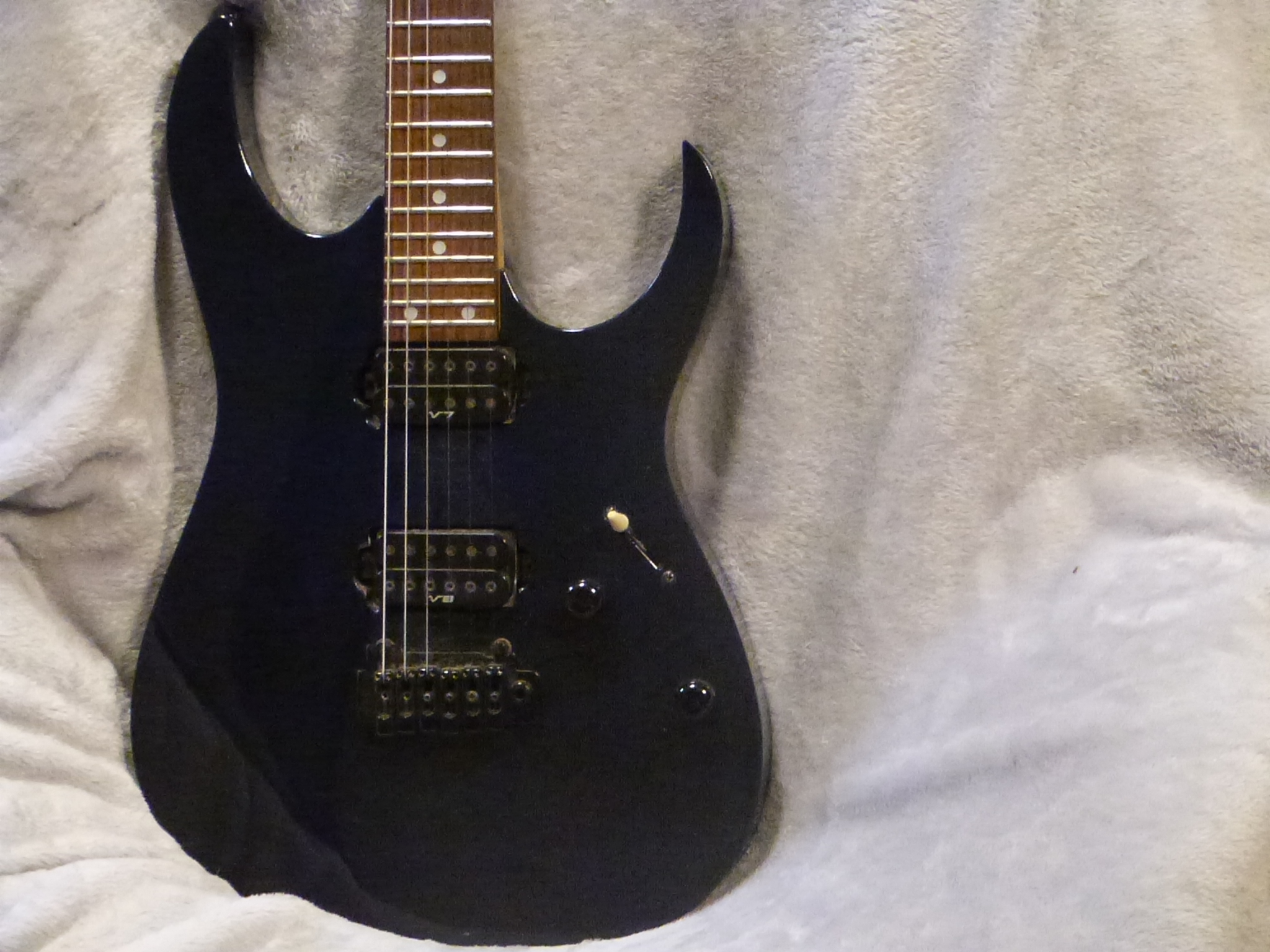 RG120 - Ibanez RG120 - Audiofanzine