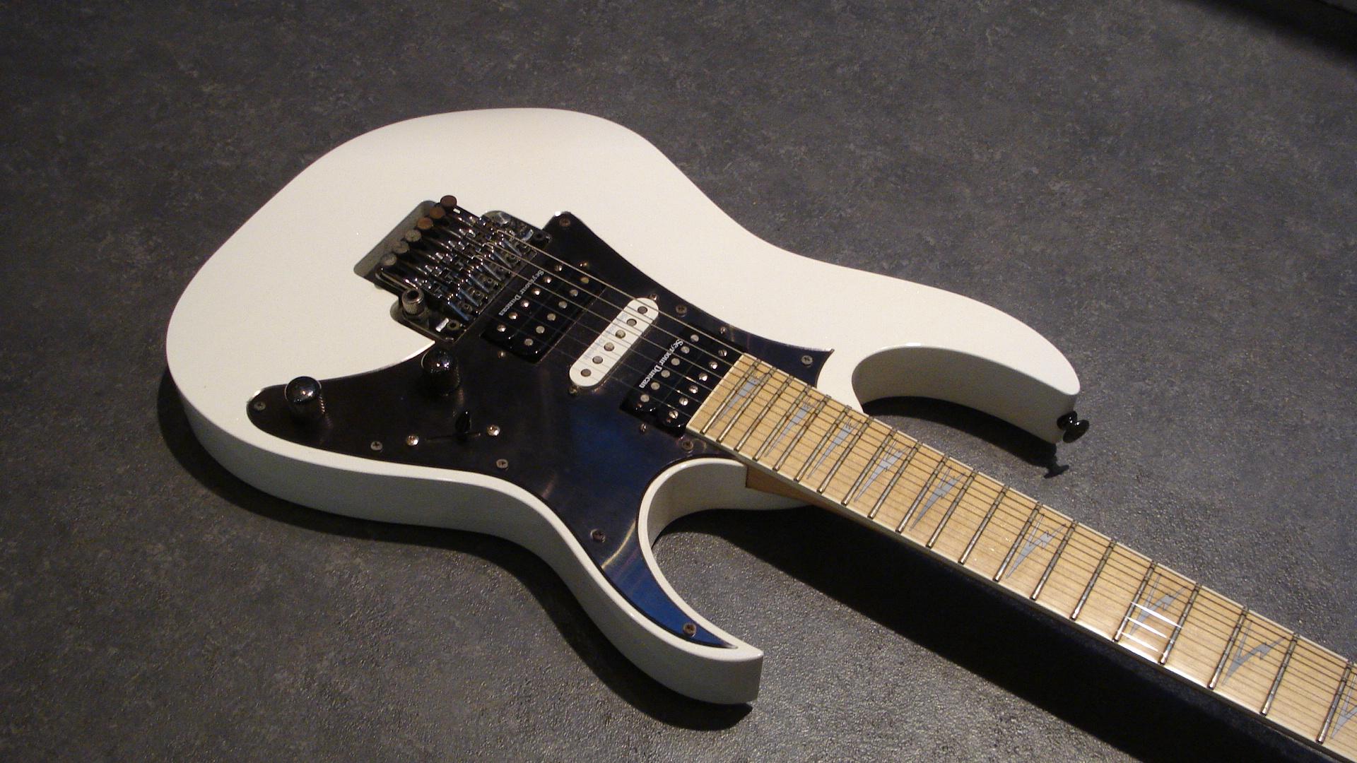 RG2550MZ - Ibanez RG2550MZ - Audiofanzine