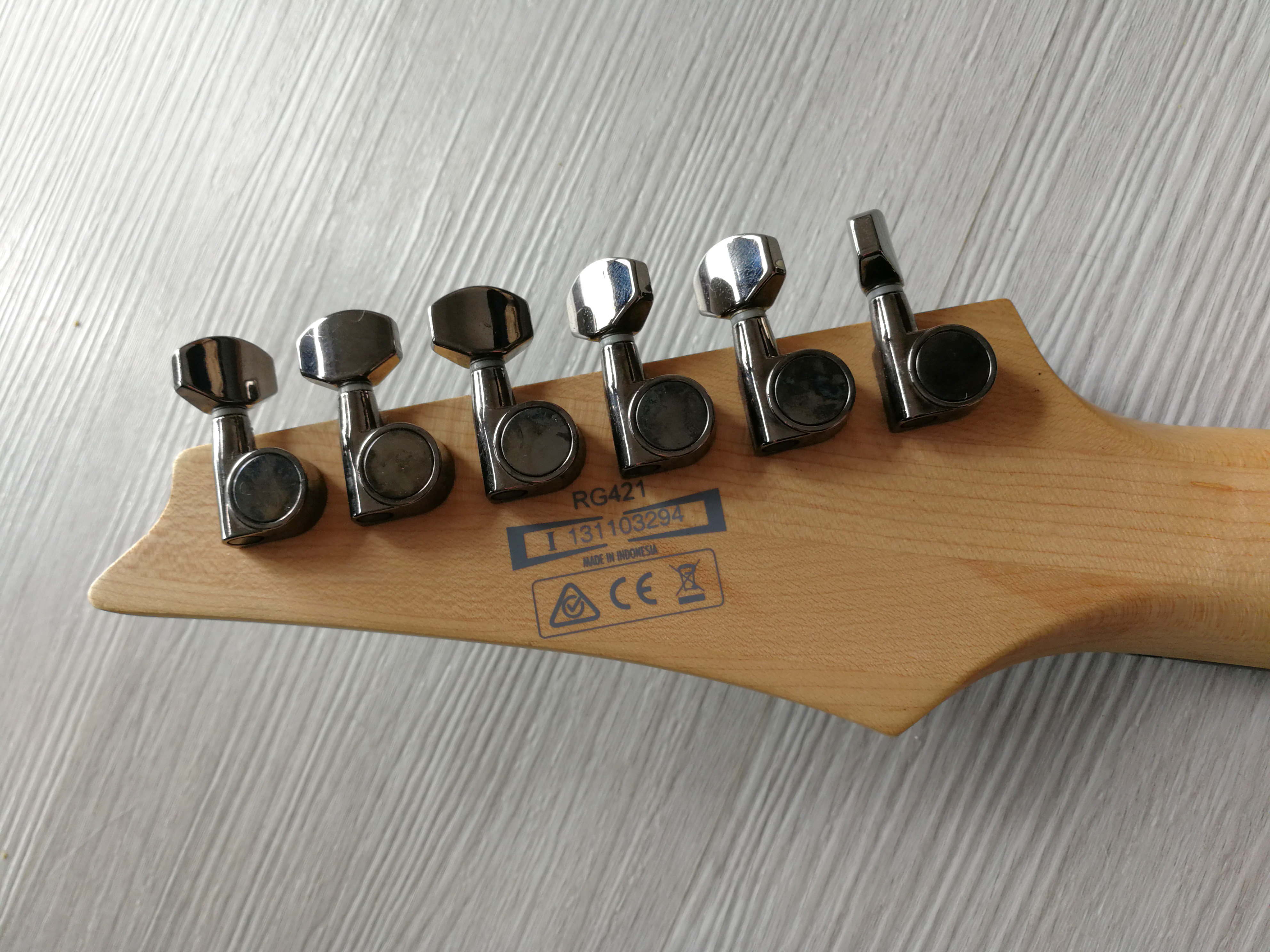 RG421 - Ibanez RG421 - Audiofanzine