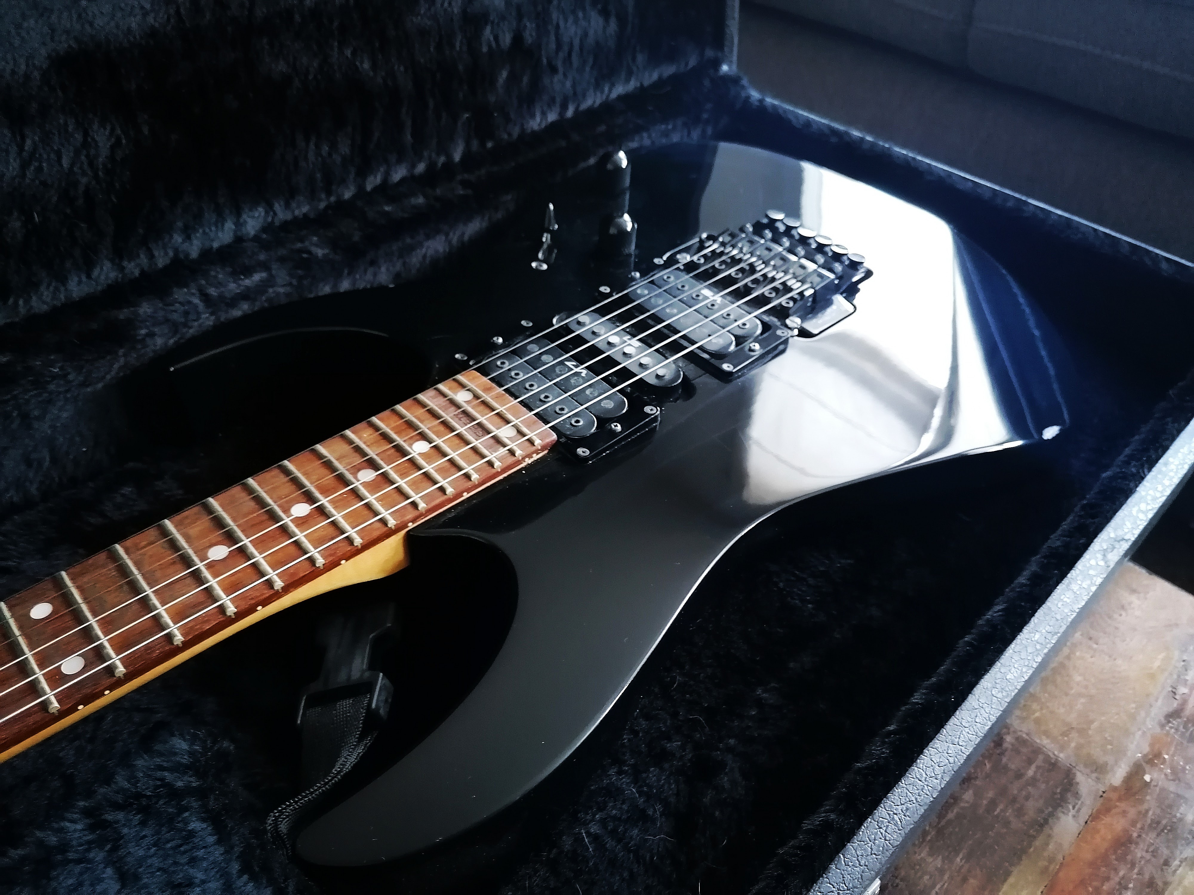 RG470 - Ibanez RG470 - Audiofanzine