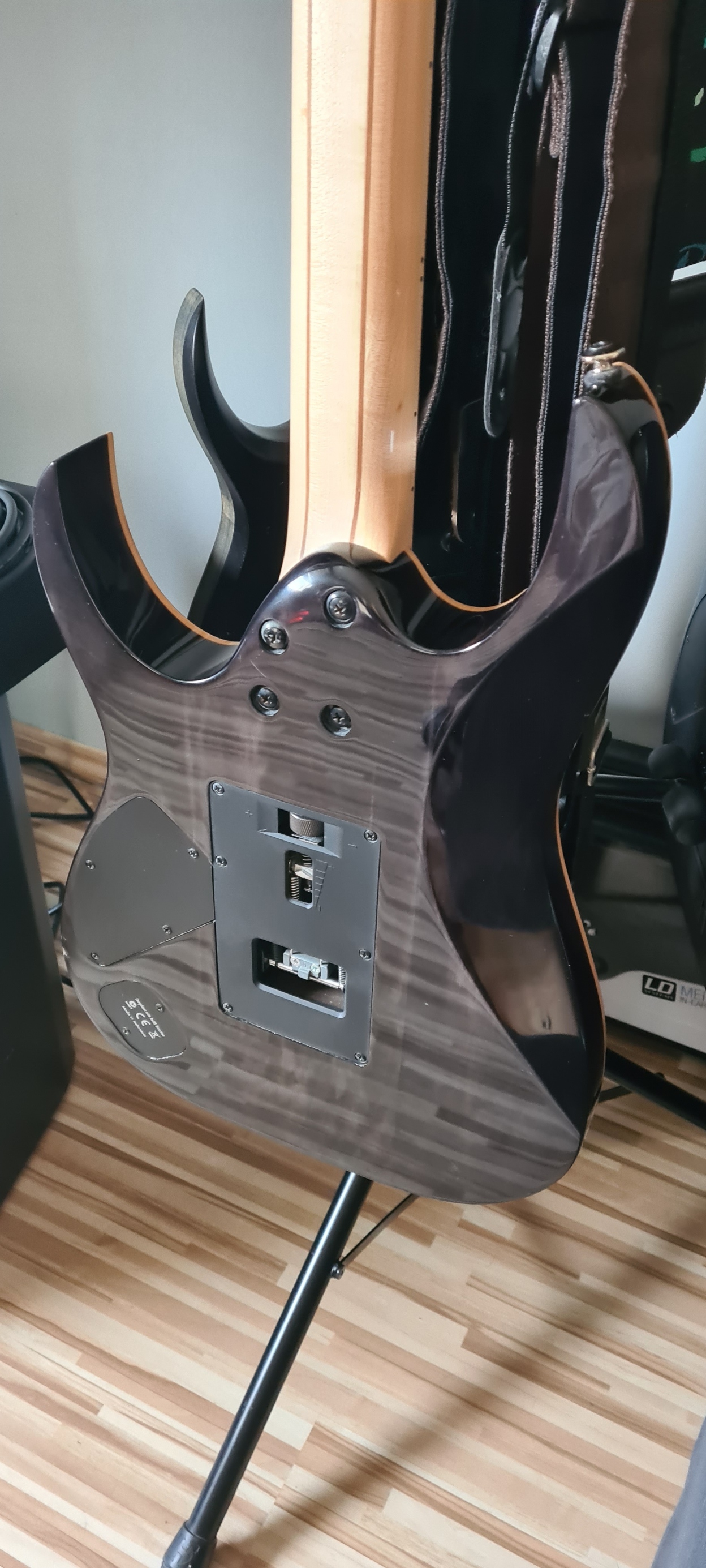 RG870QMZ - Ibanez RG870QMZ - Audiofanzine