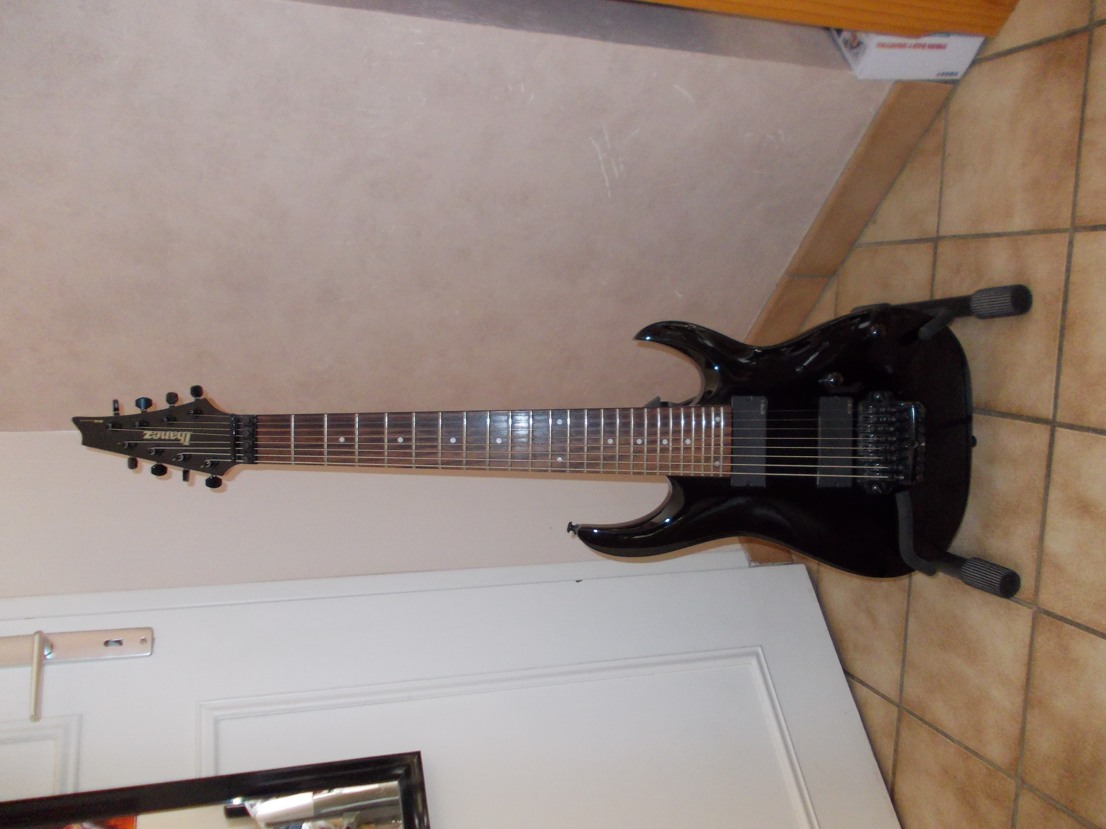 RGA8 - Ibanez RGA8 - Audiofanzine