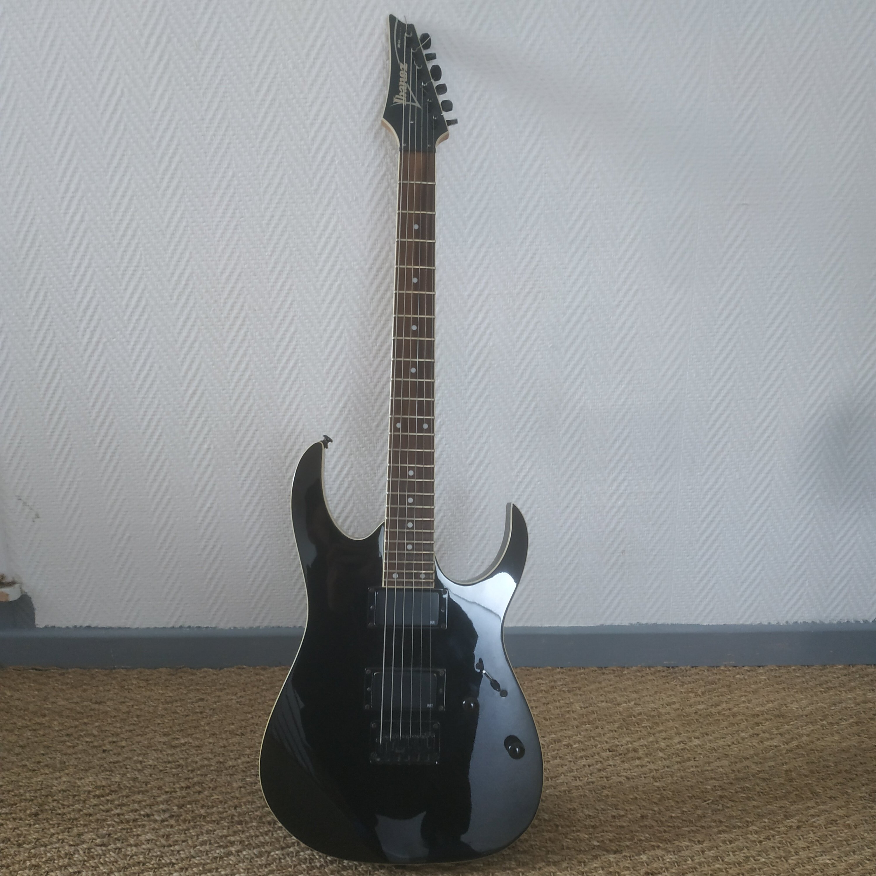 RGR321EX - Ibanez RGR321EX - Audiofanzine