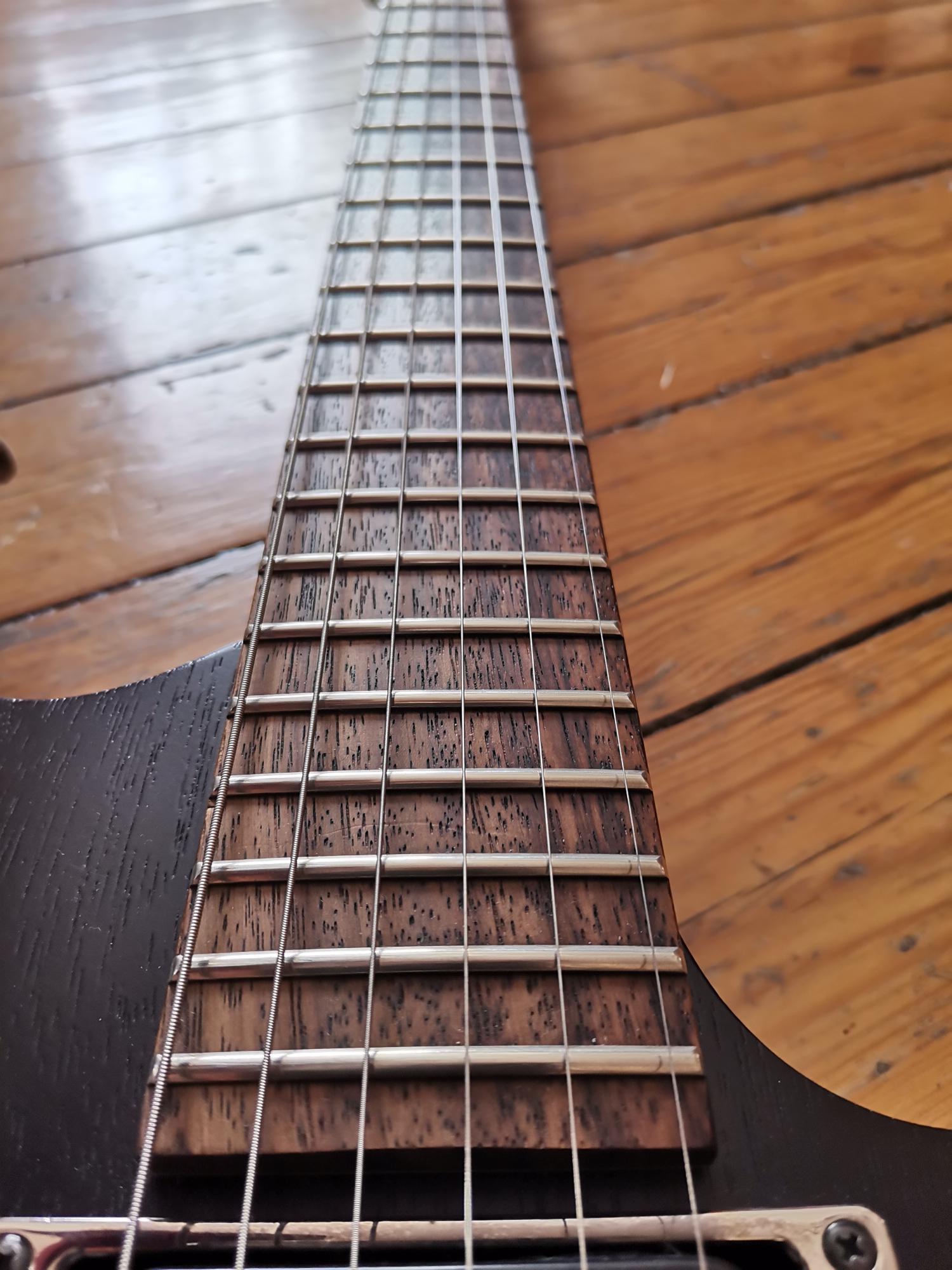S320 - Ibanez S320 - Audiofanzine