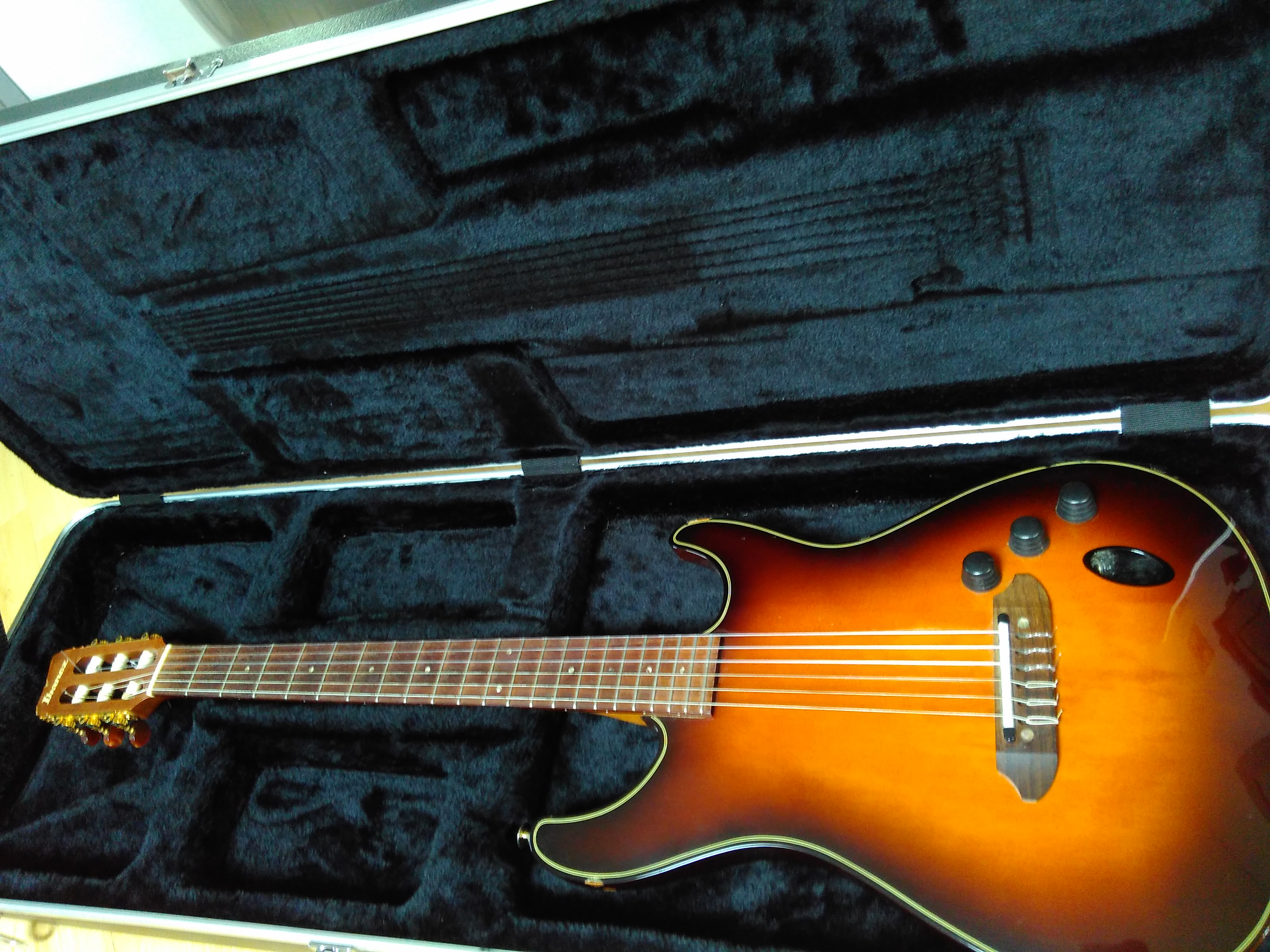 SC500 - Ibanez SC500 - Audiofanzine