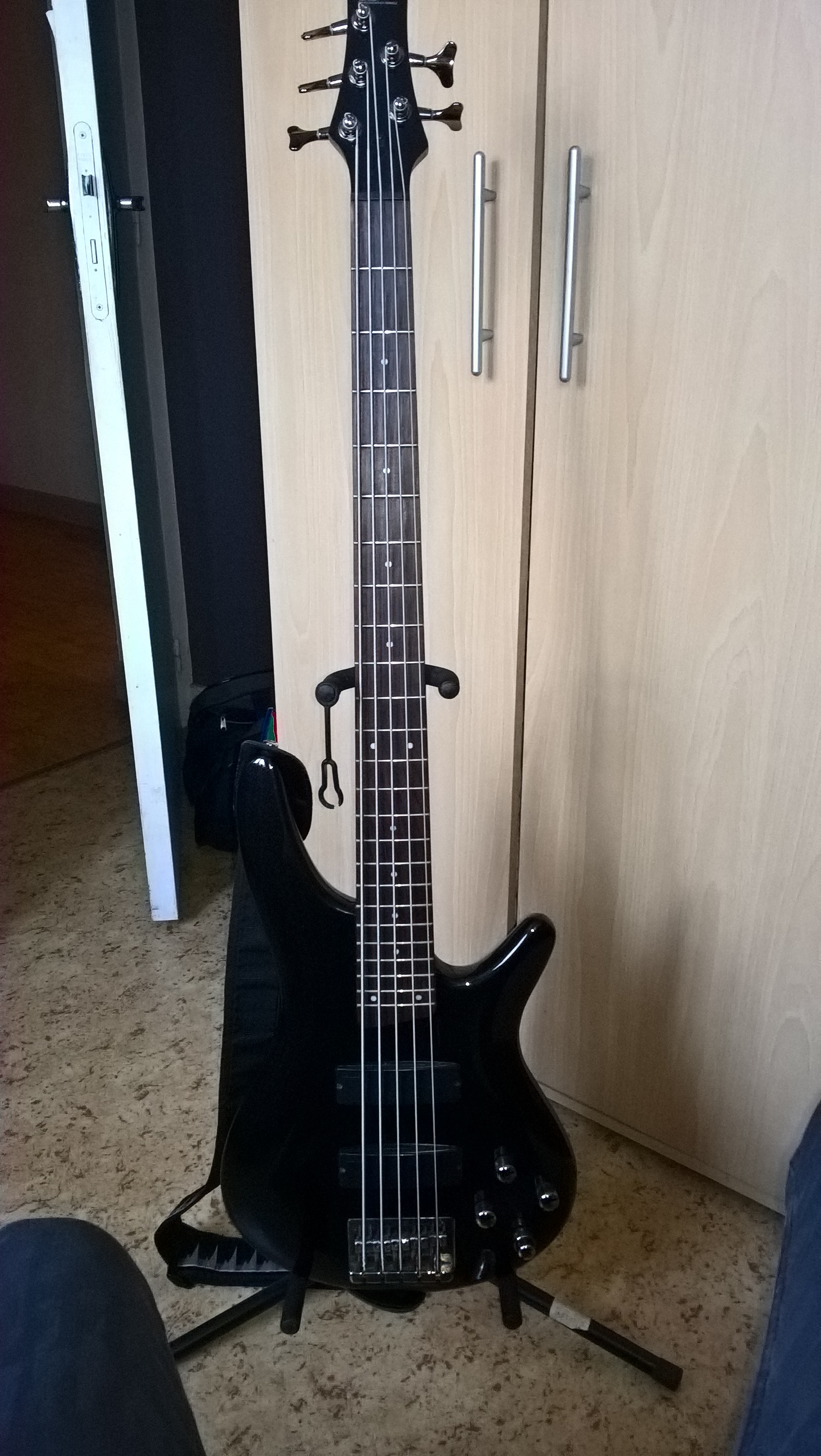 SR305 - Ibanez SR305 - Audiofanzine