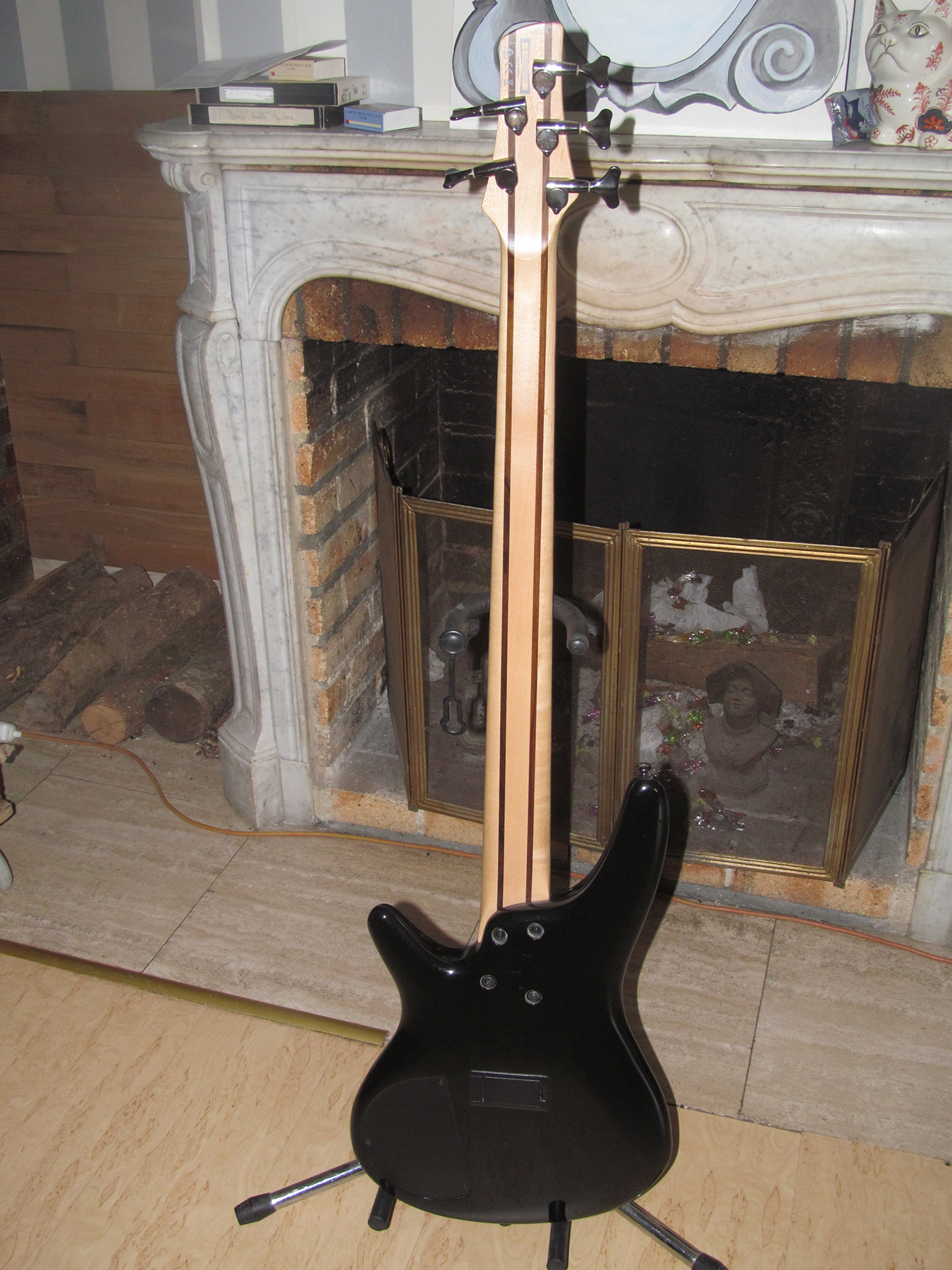 SR305 - Ibanez SR305 - Audiofanzine