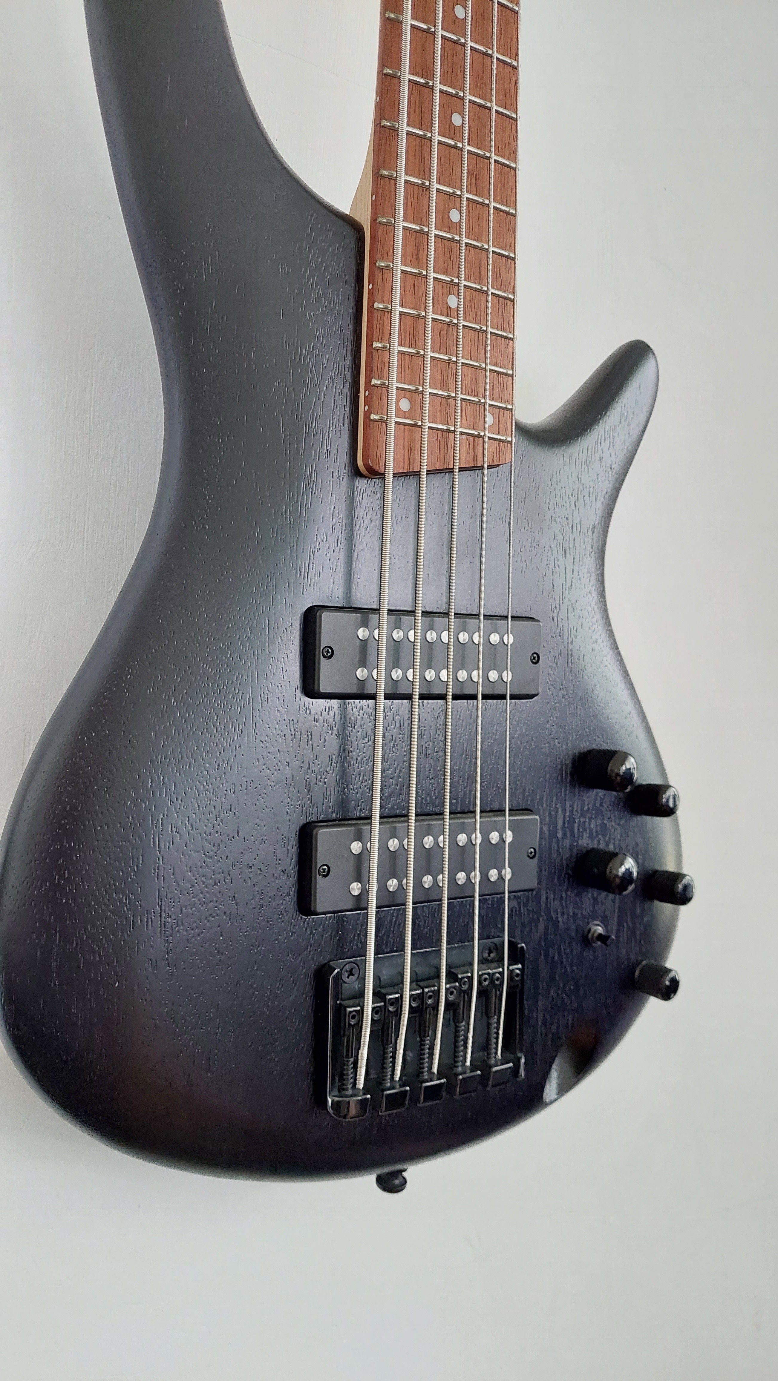 SR305EB - Ibanez SR305EB - Audiofanzine