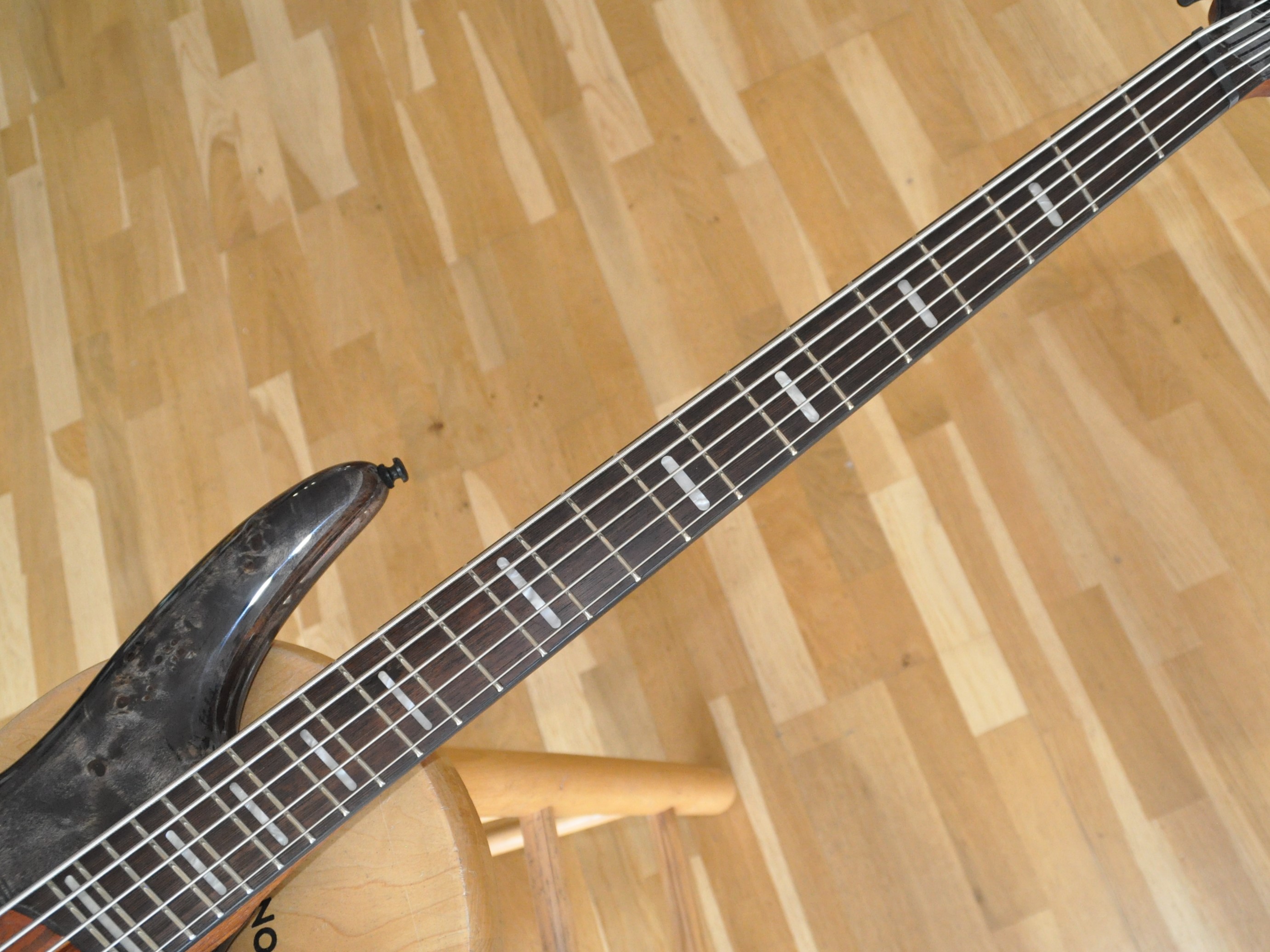 SRMS805 - Ibanez SRMS805 - Audiofanzine