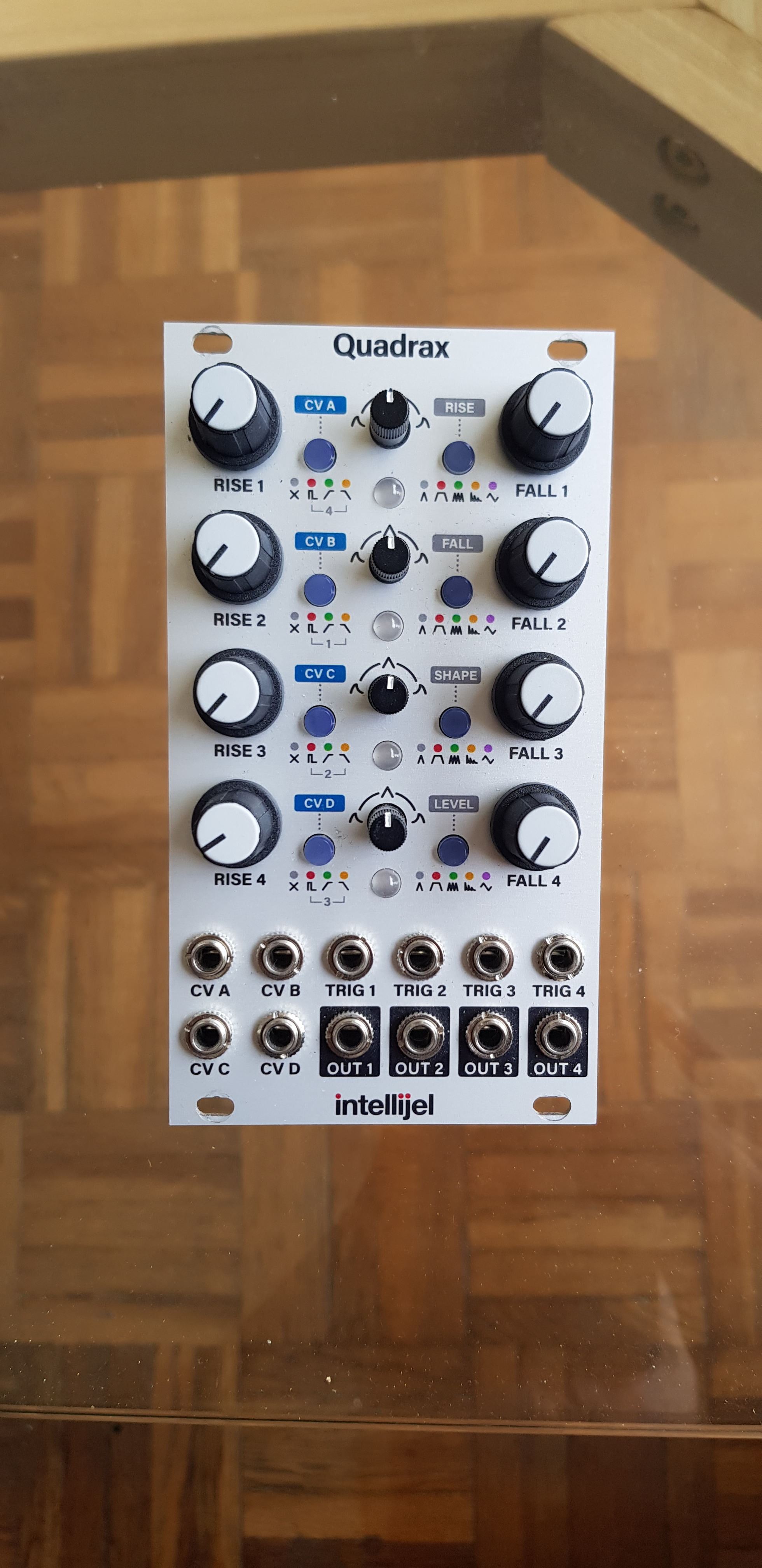Quadrax - Intellijel Designs Quadrax - Audiofanzine