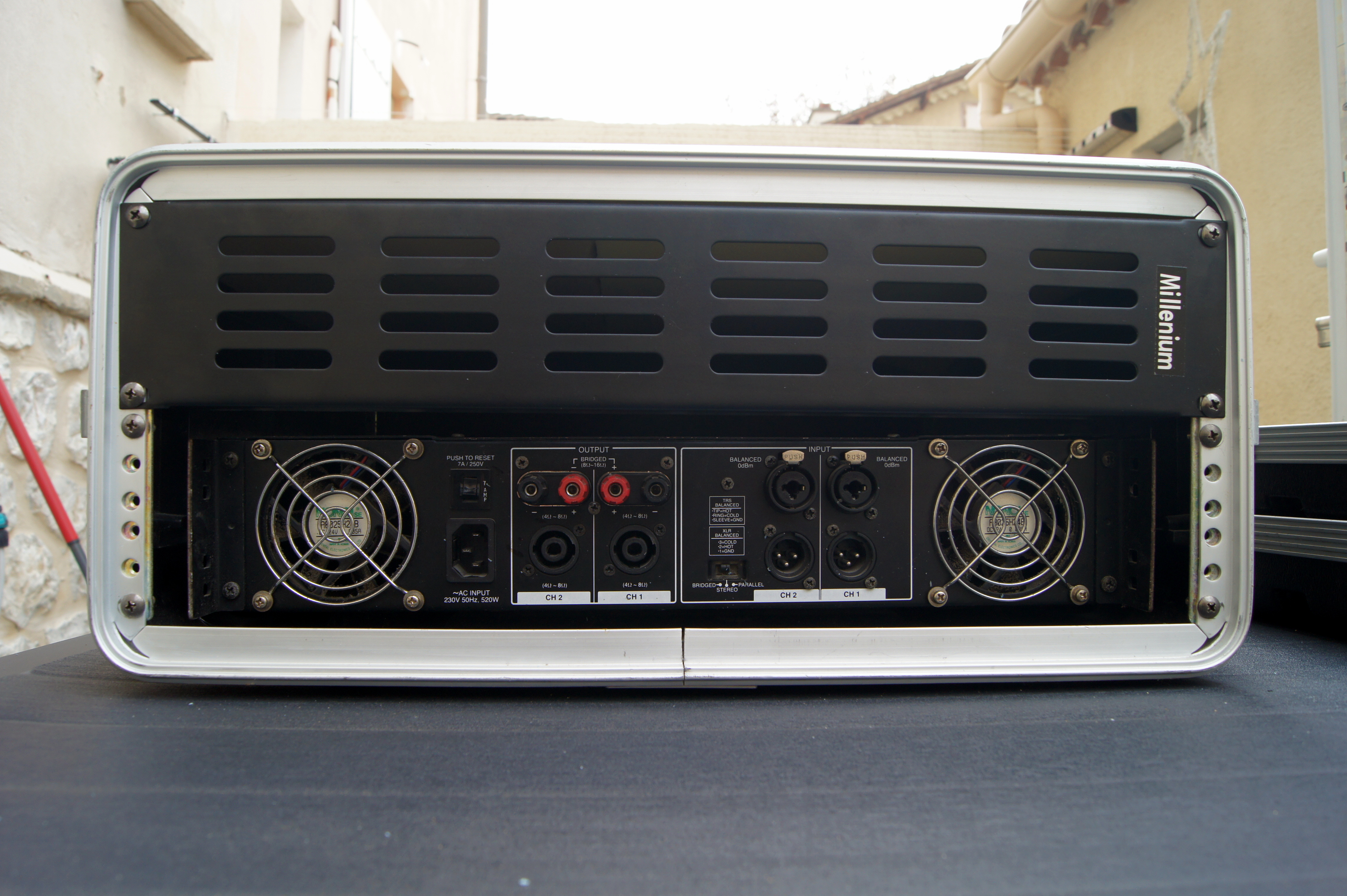 M 700 - Inter-M M 700 - Audiofanzine