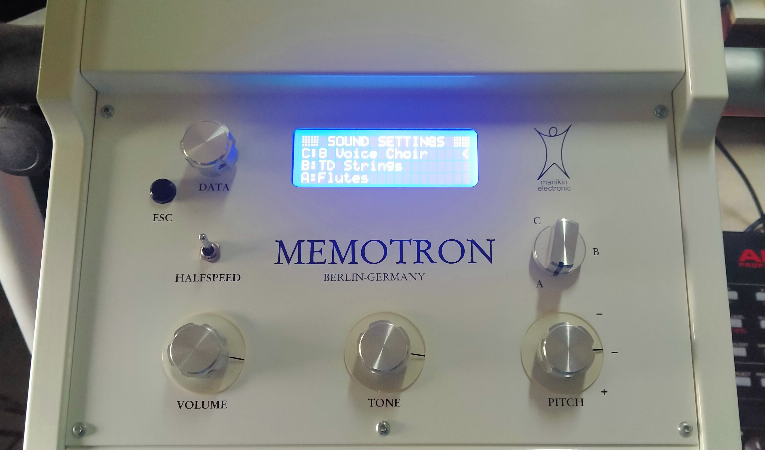 Exquis - Intuitive Instruments Exquis - Audiofanzine