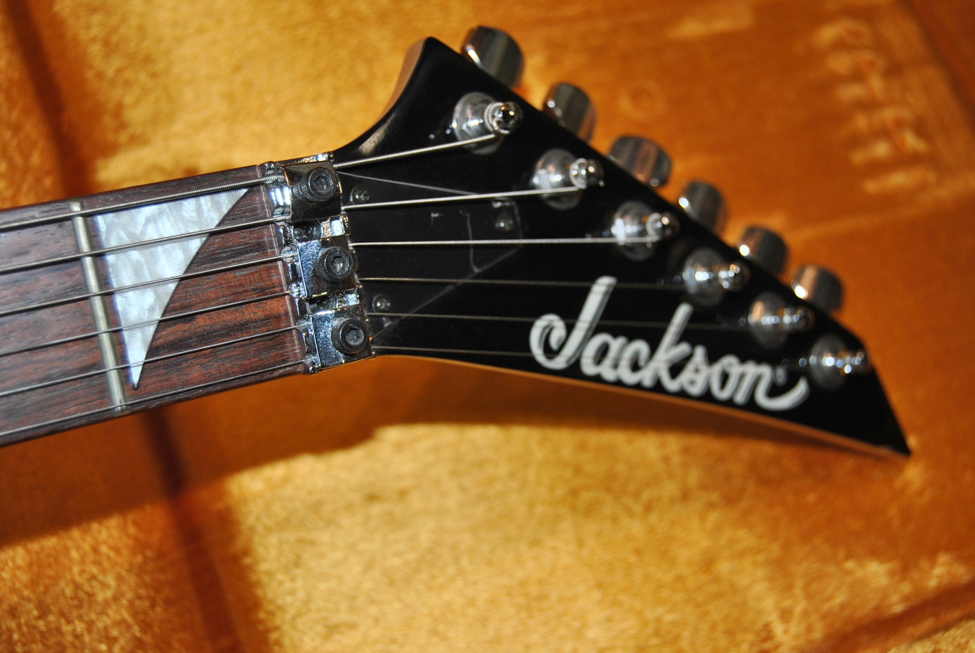 JS King V JS32 (2013) - Jackson JS King V JS32 (2013) - Audiofanzine