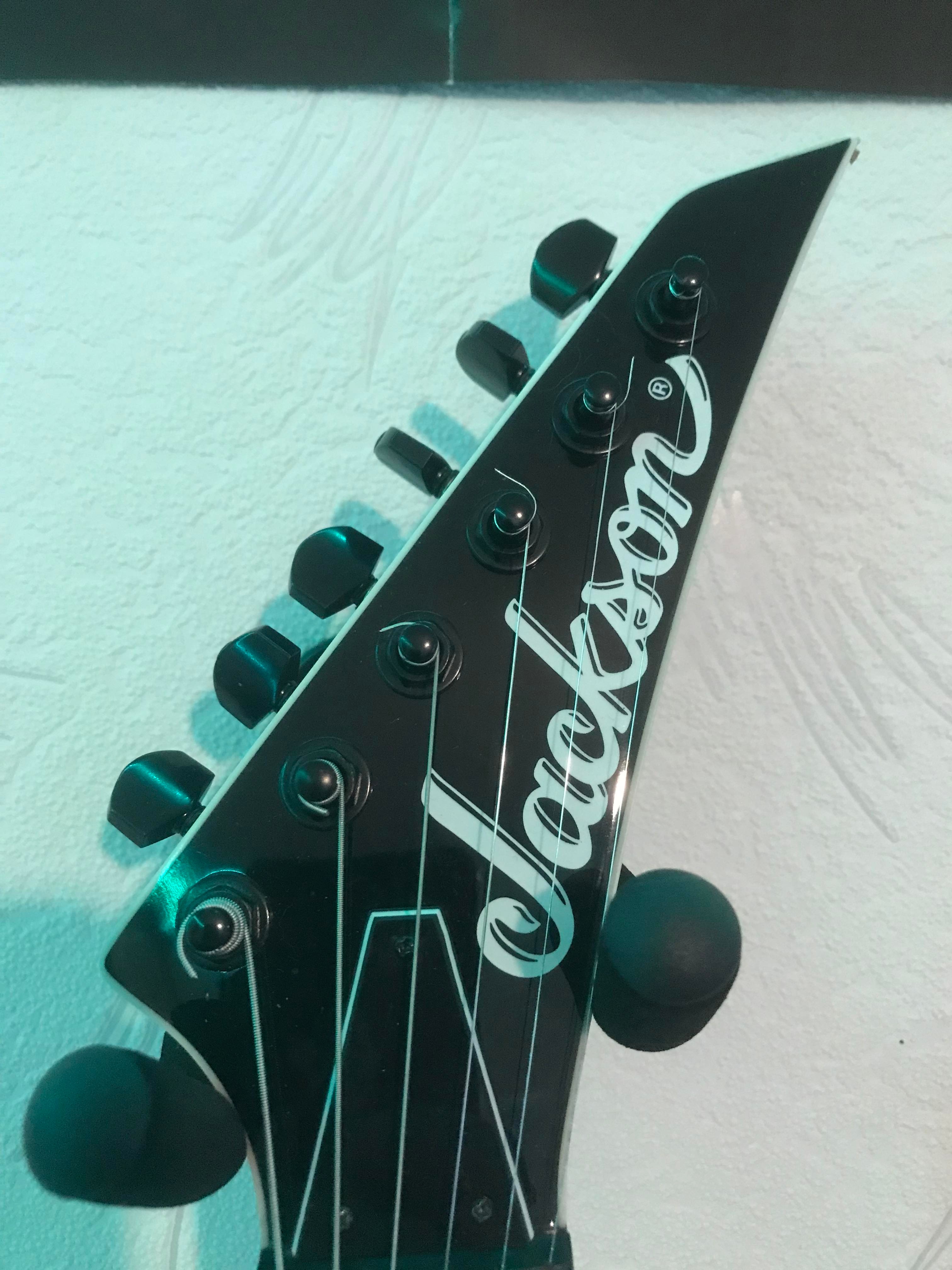 JS Rhoads JS32T - Jackson JS Rhoads JS32T - Audiofanzine