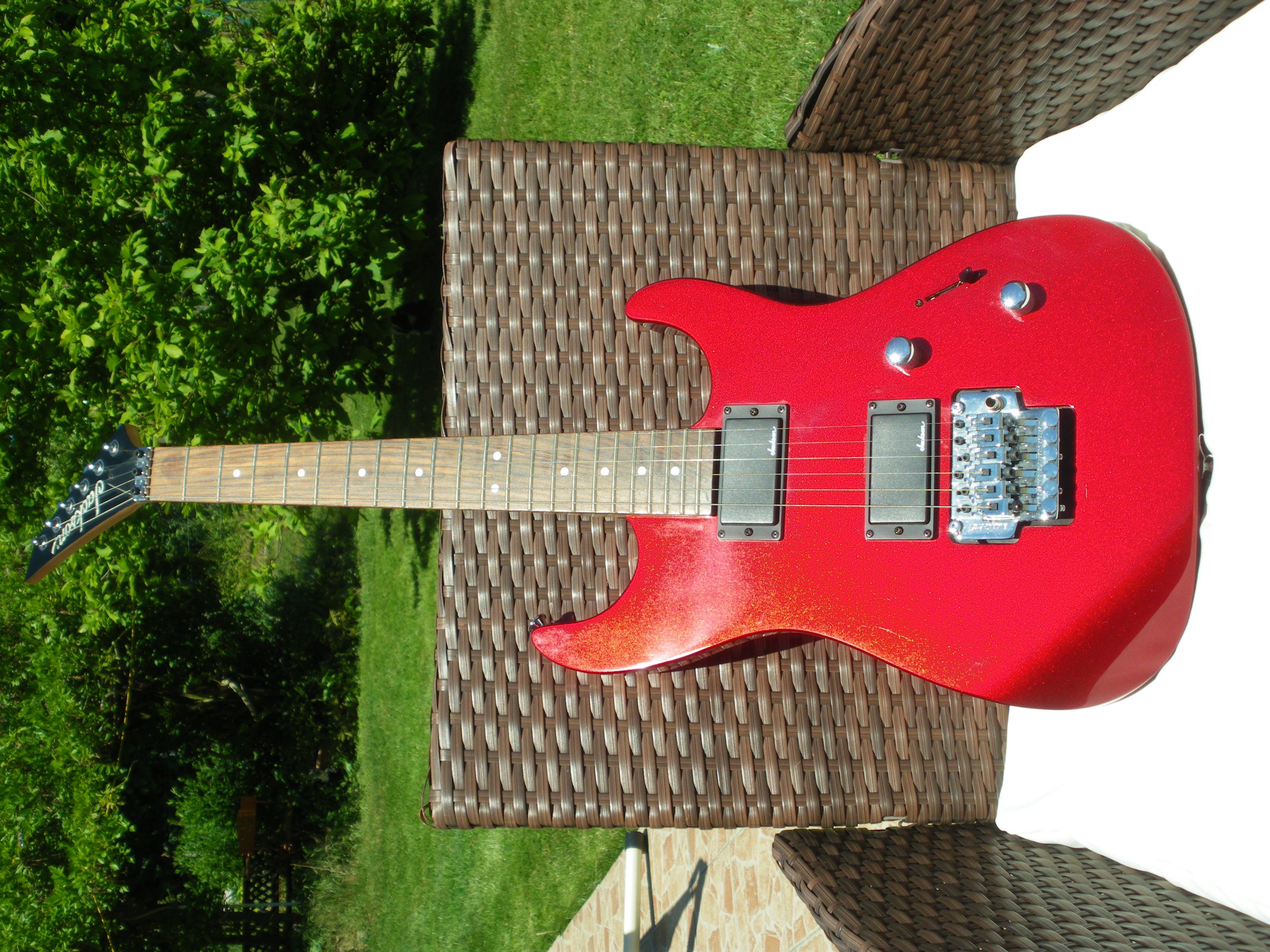 Photo Jackson JS30DK Dinky : IMGP0083.JPG (#1814911) - Audiofanzine